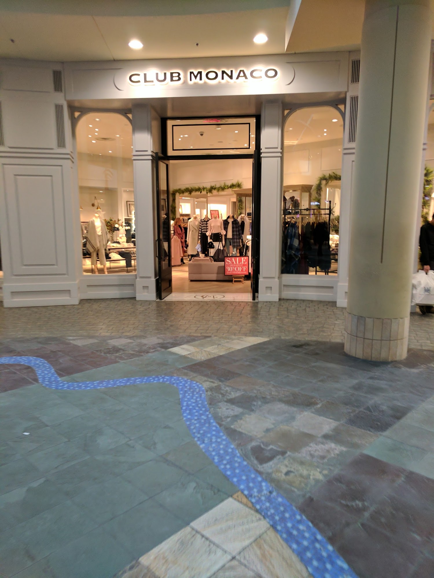 CLUB MONACO - Calgary AB - Hours, Directions, Reviews - Loc8NearMe