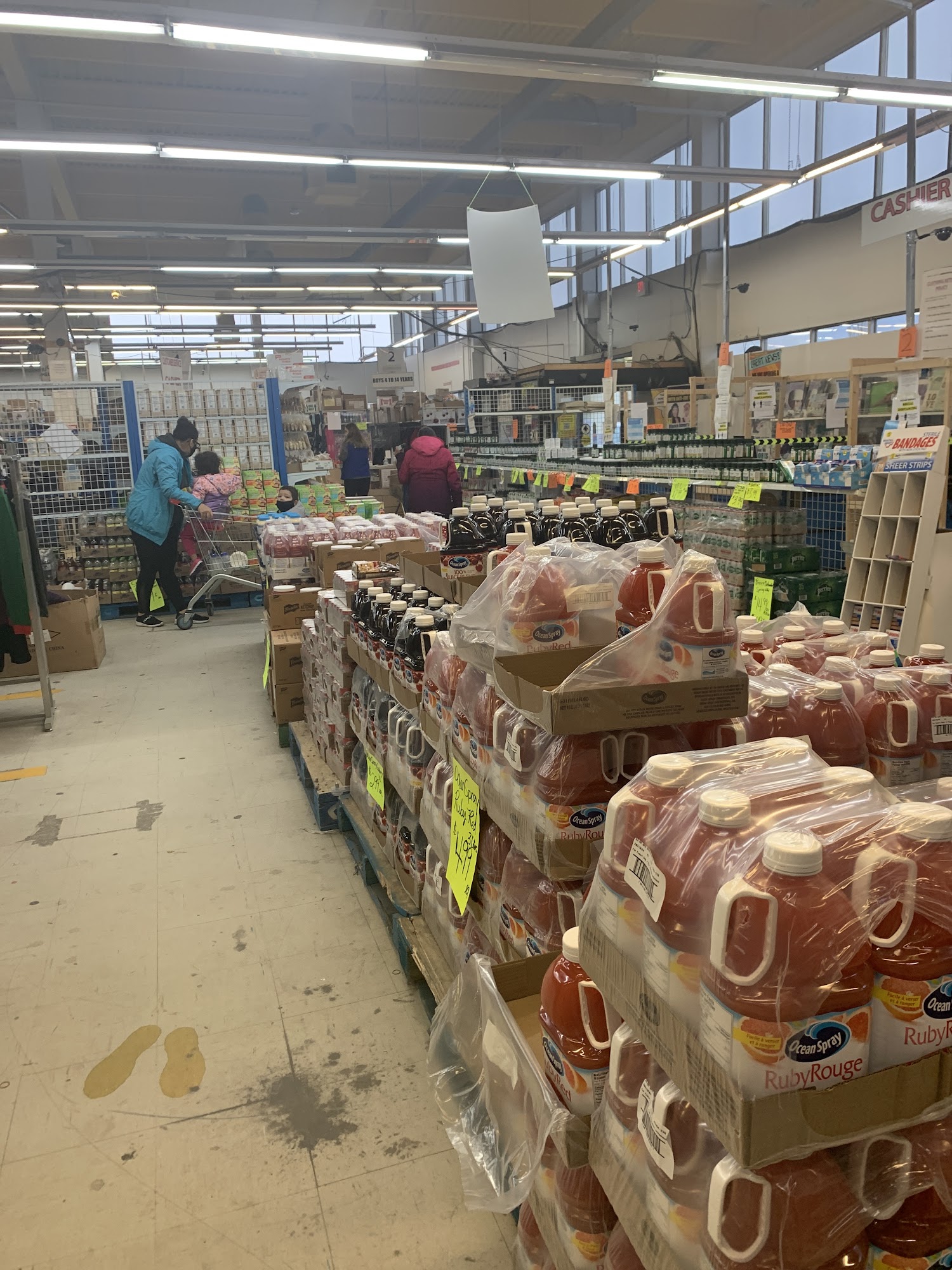 BIANCA AMOR'S LIQUIDATION SUPERCENTRE - Edmonton AB - Hours, Directions ...