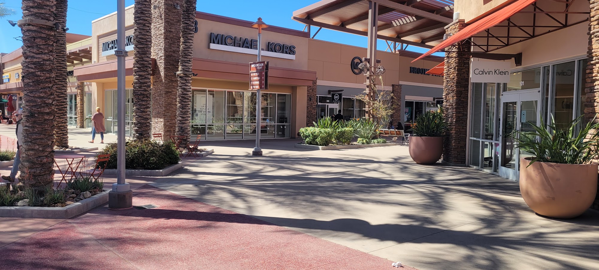 TUCSON PREMIUM OUTLETS - Tucson AZ - Hours, Directions, Reviews ...