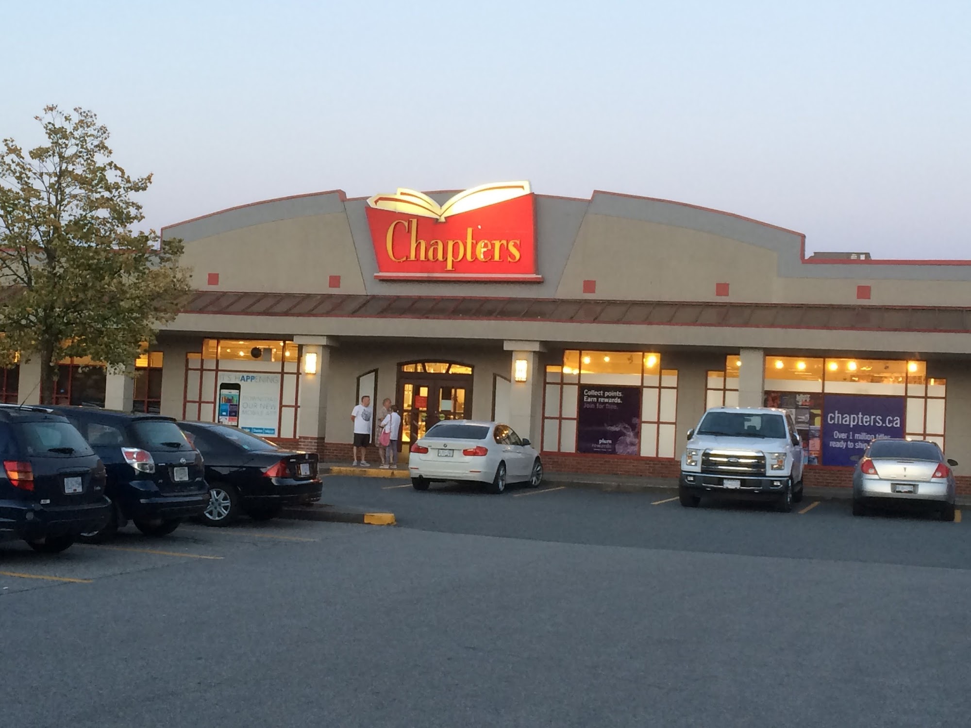 CHAPTERS - COQUITLAM - Coquitlam BC - Hours, Directions, Reviews ...