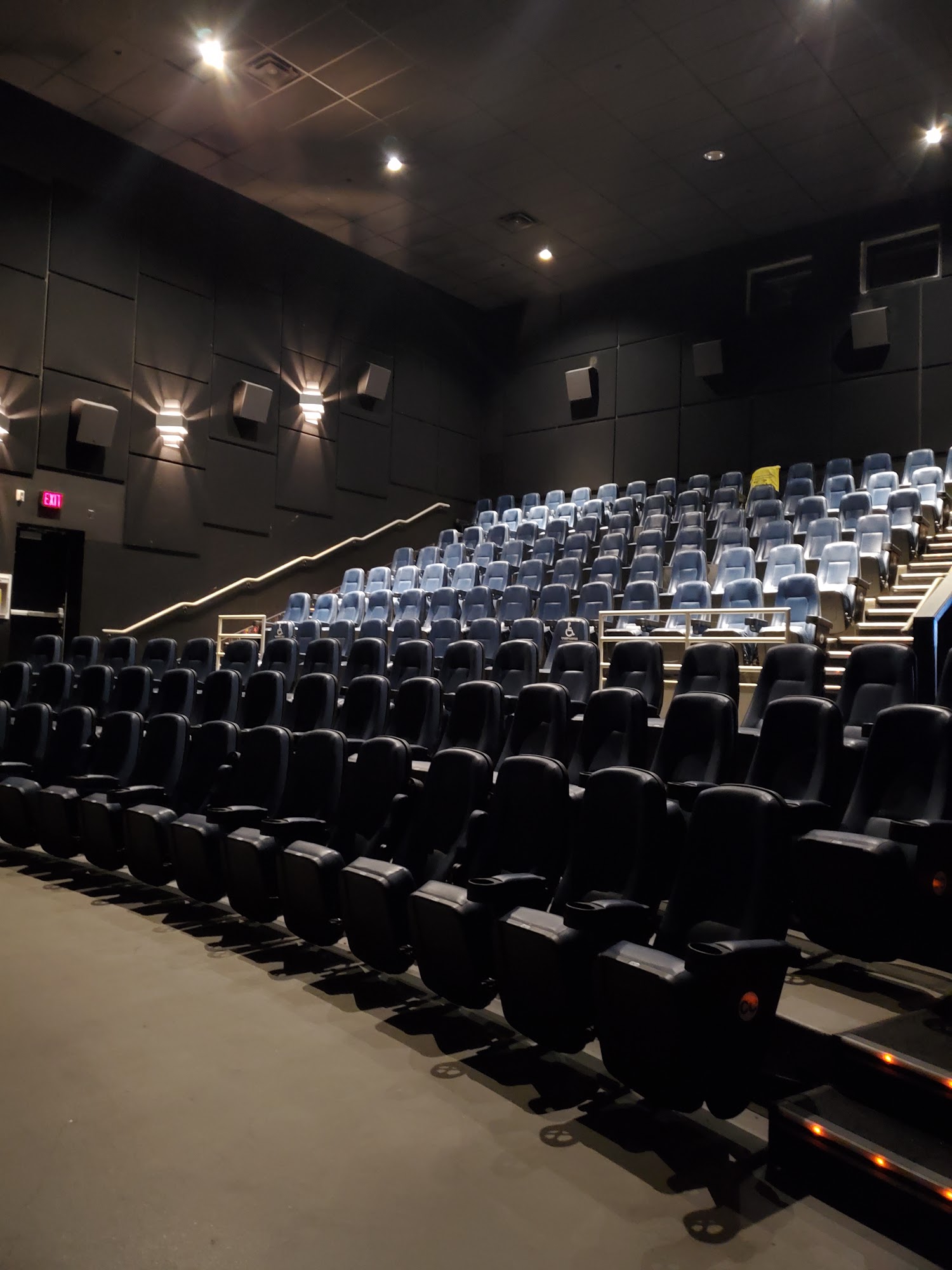 CINEPLEX CINEMAS COQUITLAM AND VIP - Coquitlam BC - Hours, Directions ...