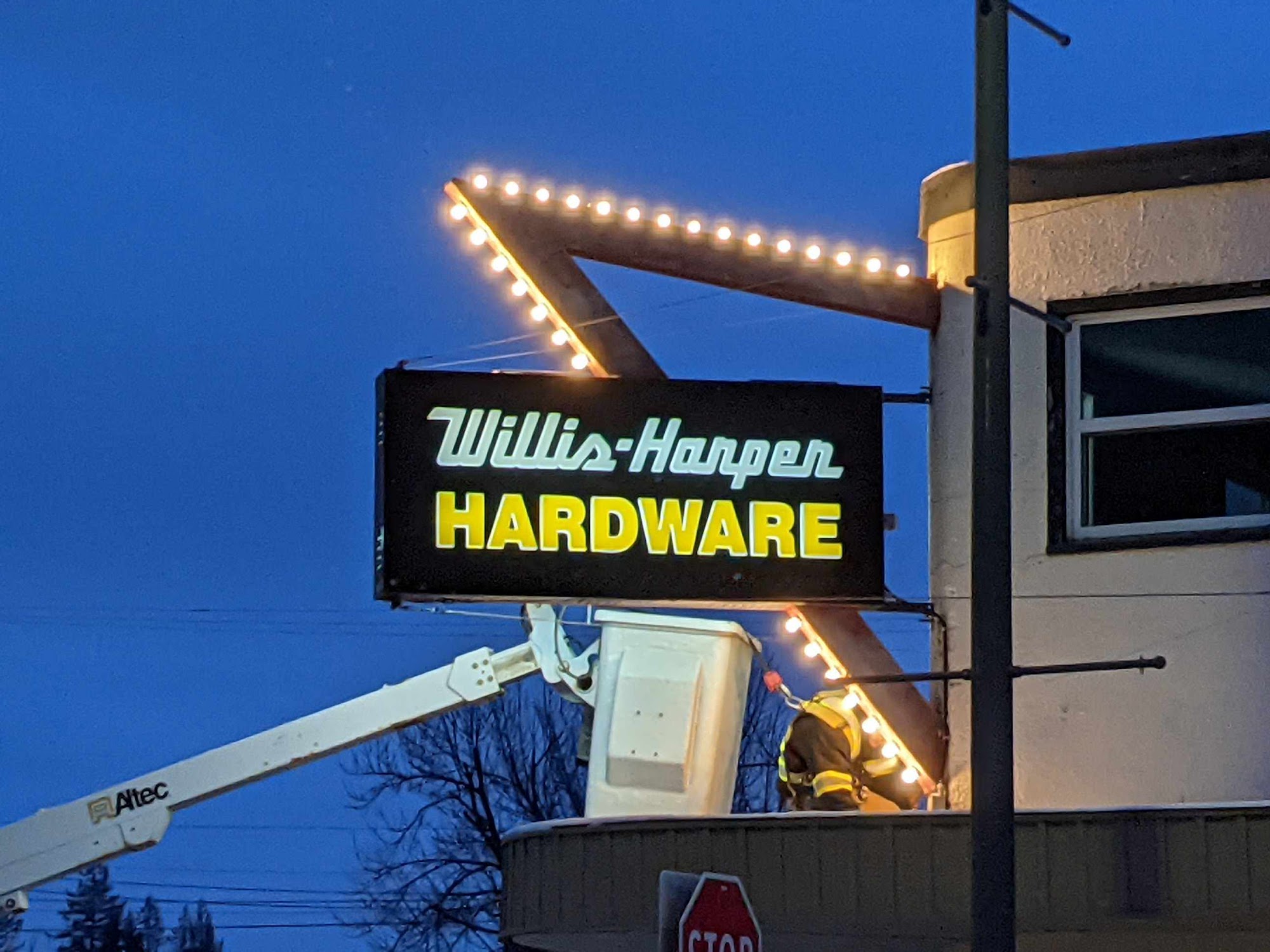 WILLIS HARPER HOME HARDWARE - Quesnel BC - Hours, Directions, Reviews ...
