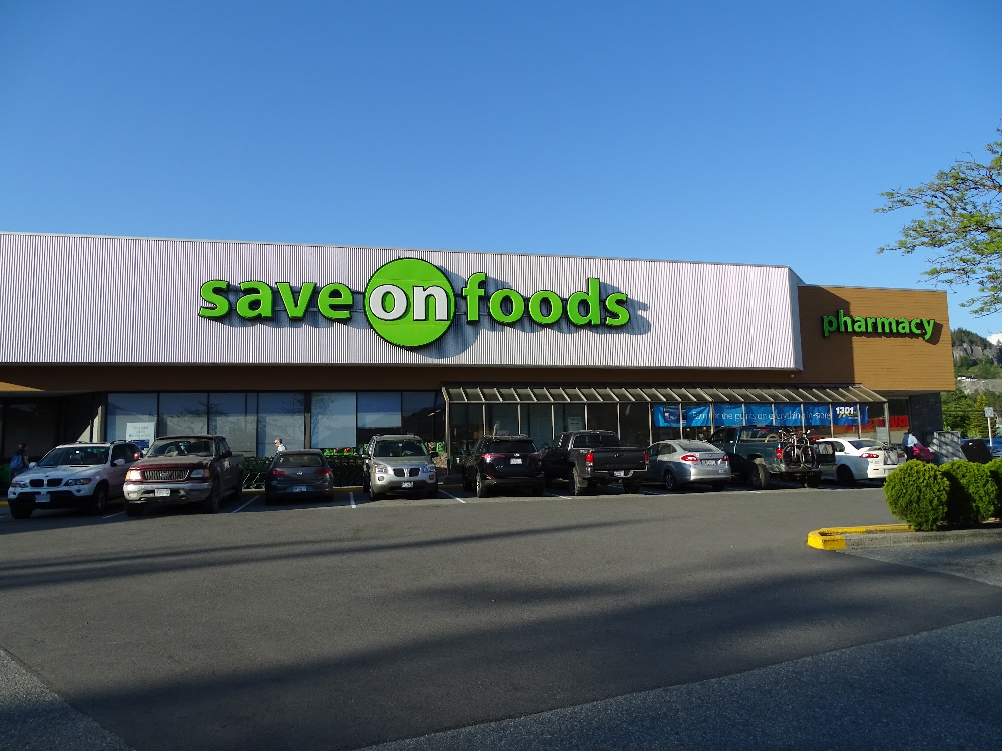 SAVE-ON-FOODS - Squamish BC - Hours, Directions, Reviews - Loc8NearMe