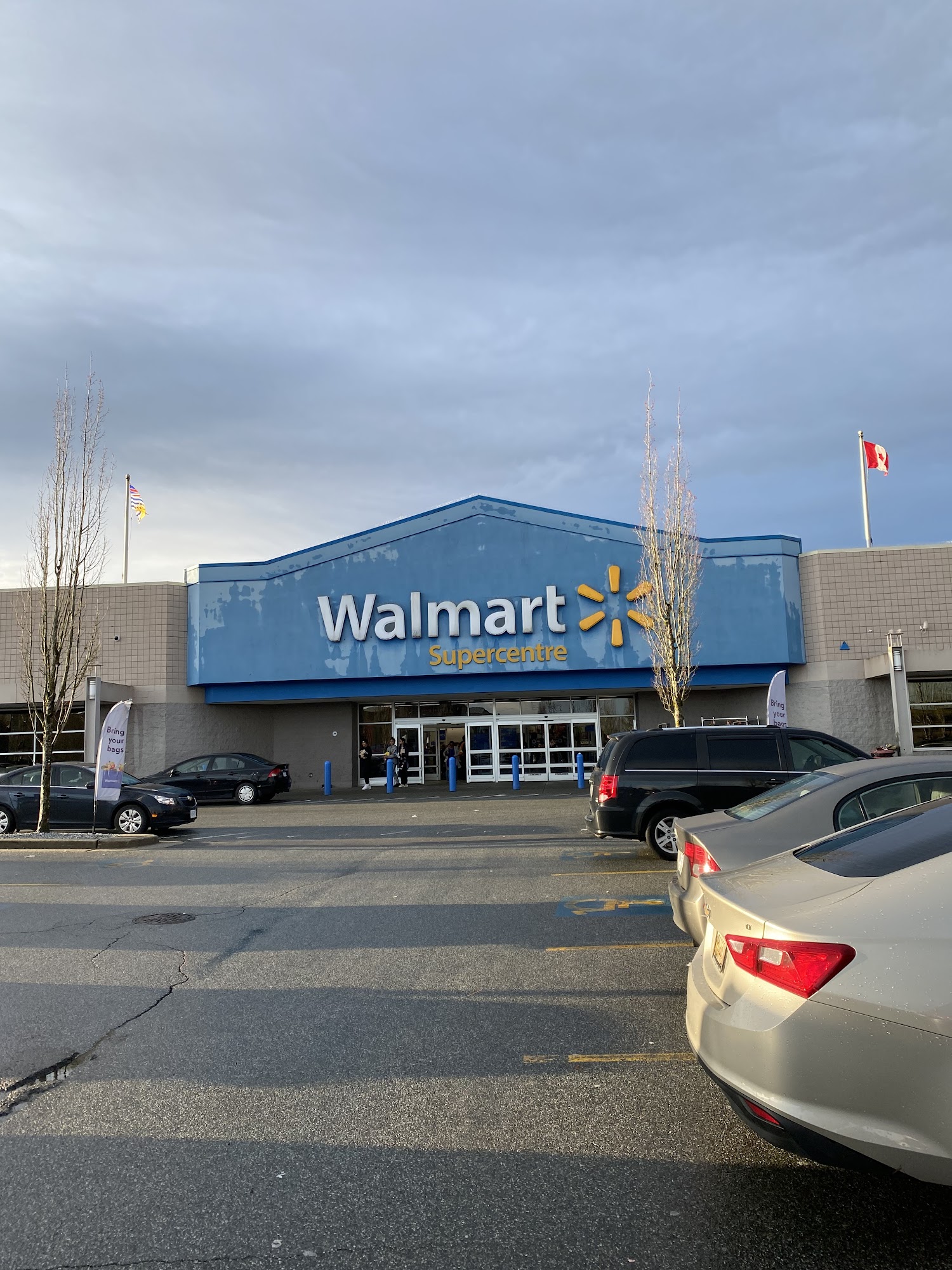 WALMART SUPERCENTRE - 12451 88 Ave, Surrey BC - Hours, Directions ...