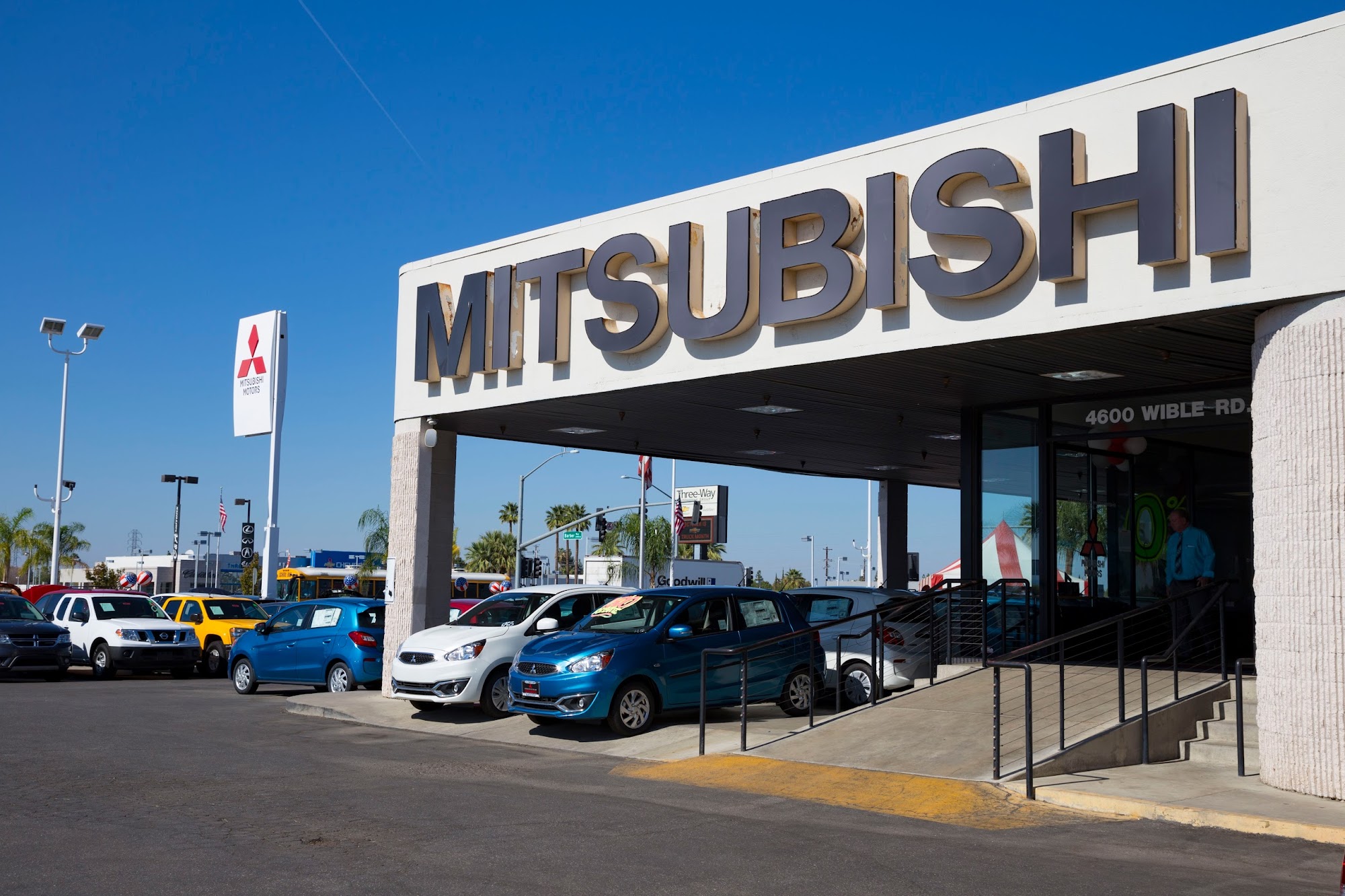 BAKERSFIELD MITSUBISHI - Bakersfield CA - Hours, Directions, Reviews ...
