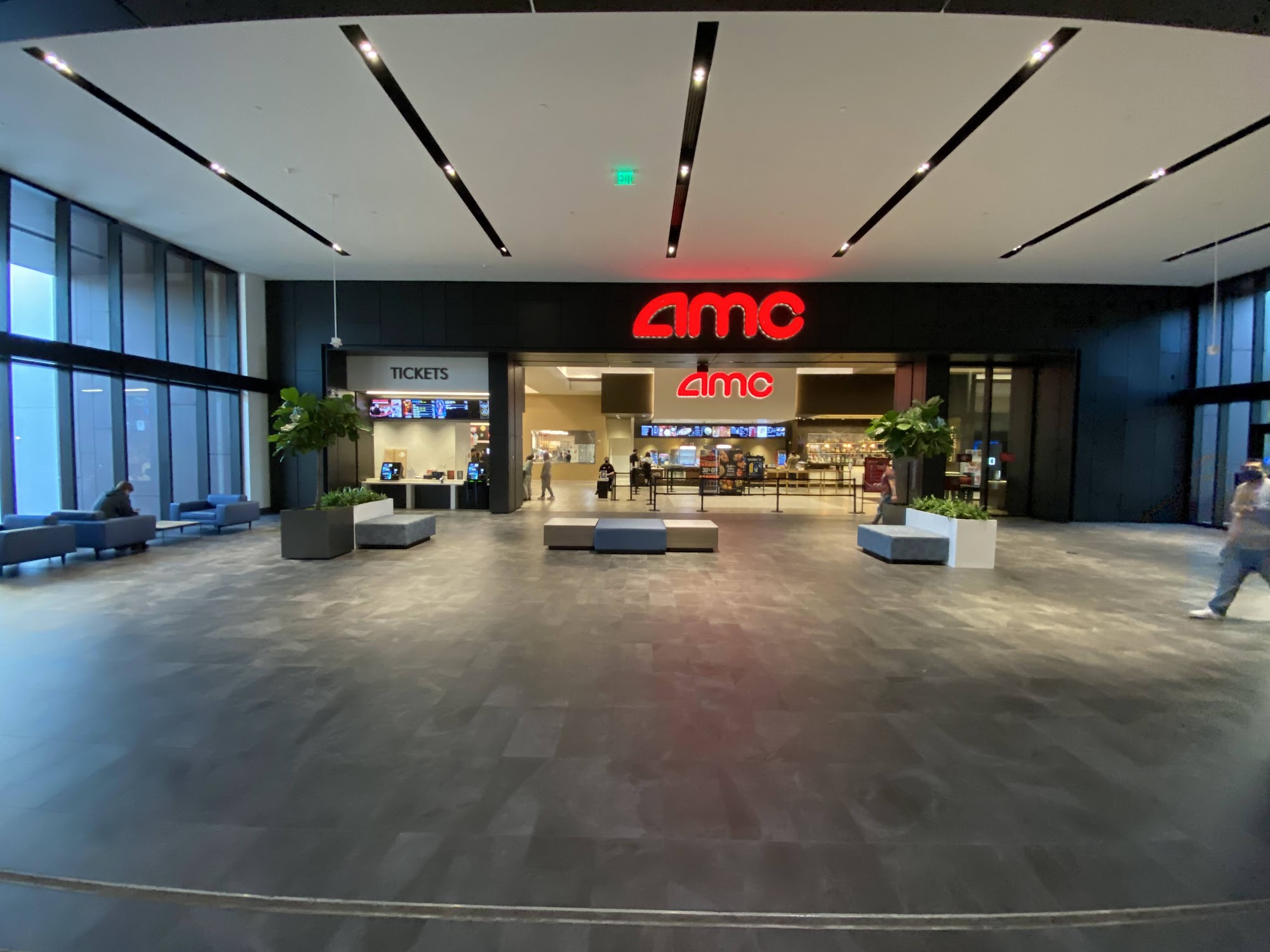 AMC DINE-IN MONTCLAIR PLACE 12 - 2200 N Montclair Plaza Ln, Montclair ...