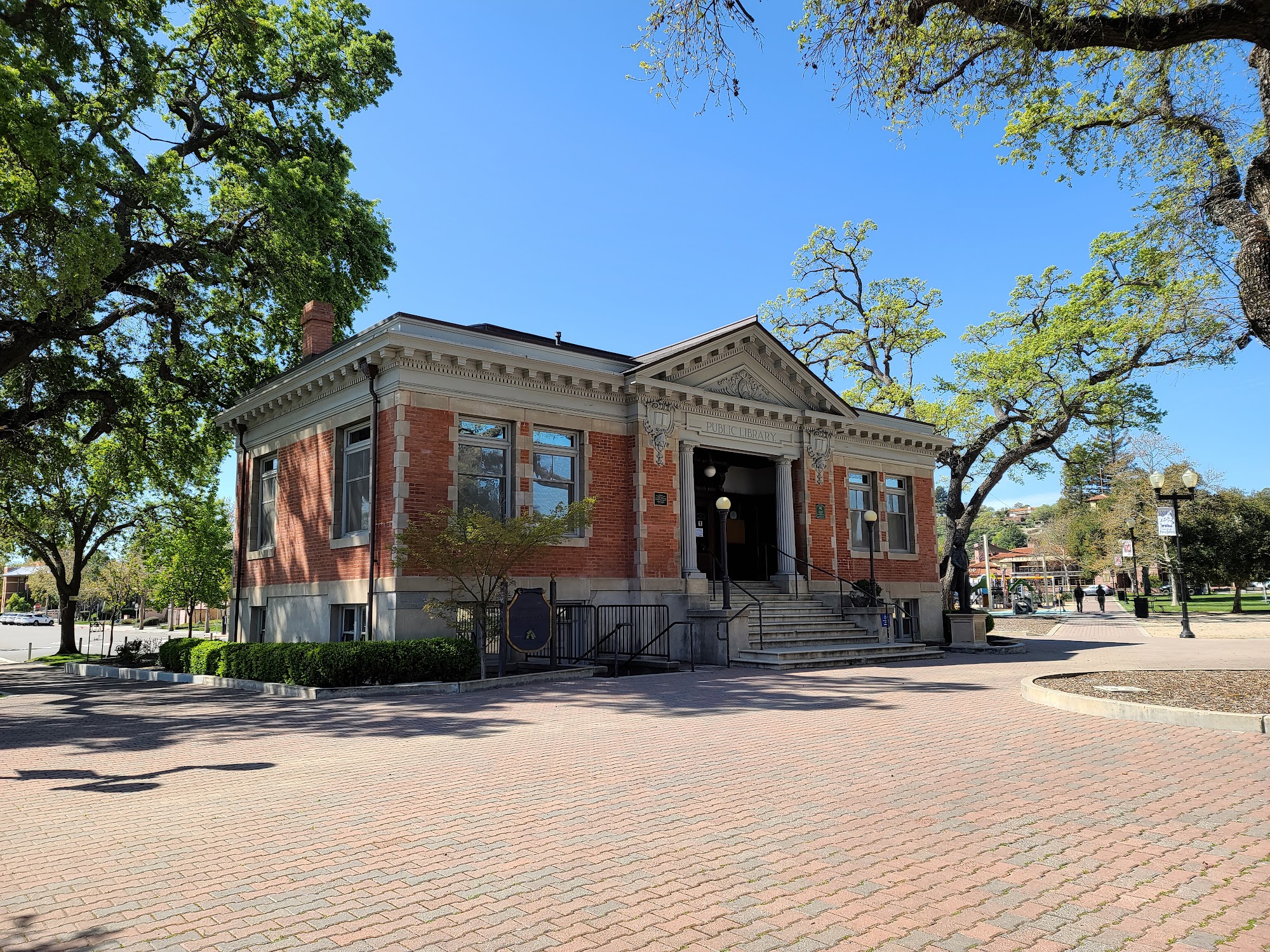 PASO ROBLES CITY LIBRARY - Paso Robles CA - Hours, Directions, Reviews ...