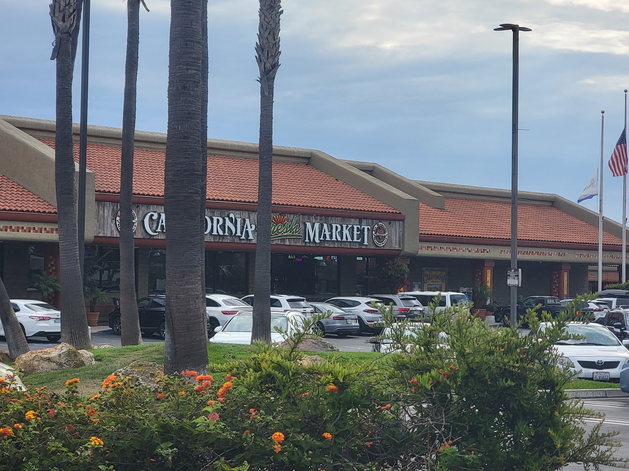 CALIFORNIA FRESH MARKET - Pismo Beach CA - Hours, Directions, Reviews ...