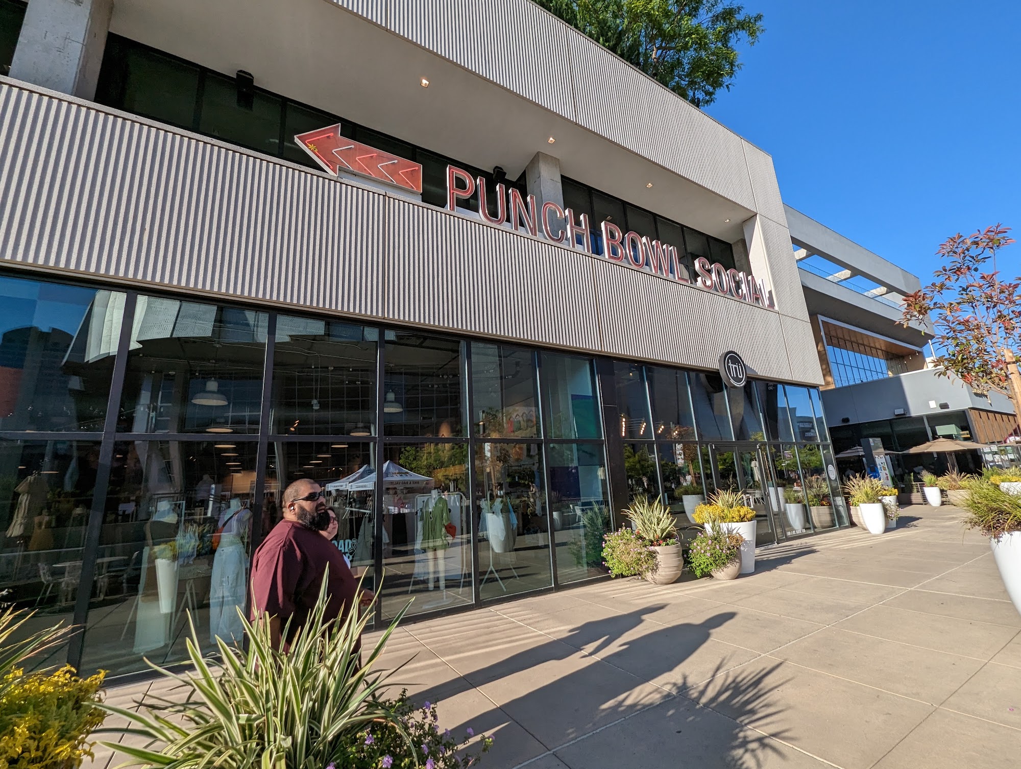 DOCO - DOWNTOWN COMMONS - Sacramento CA - Hours, Directions, Reviews ...