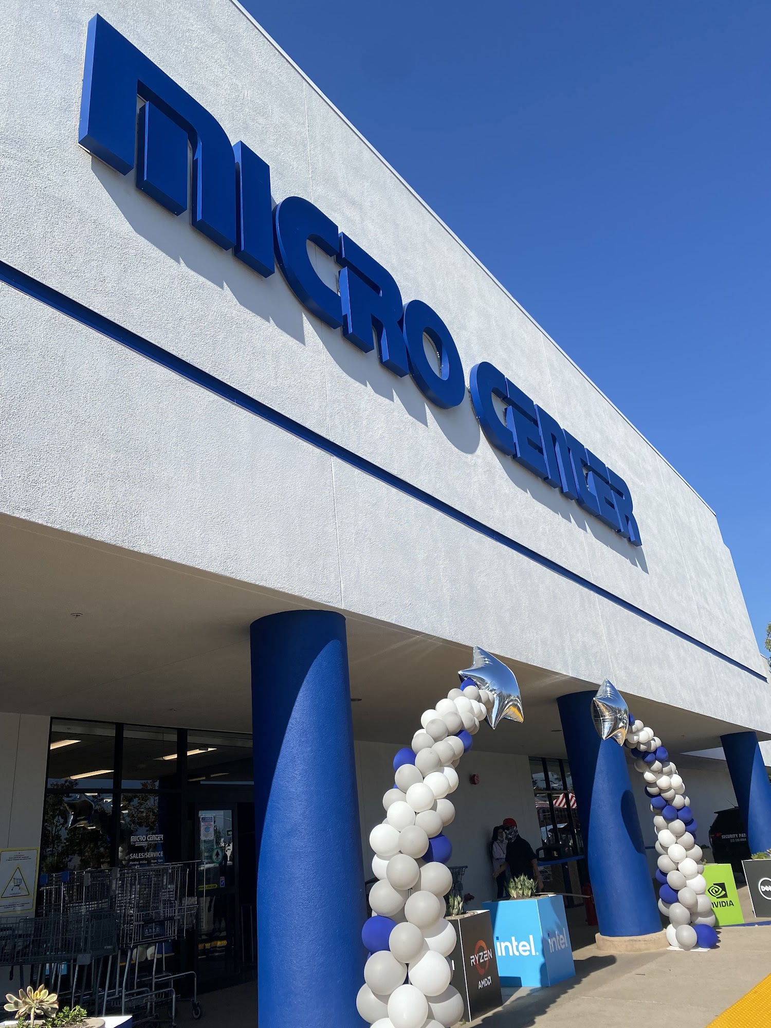 MICRO CENTER - Tustin CA - Hours, Directions, Reviews - Loc8NearMe