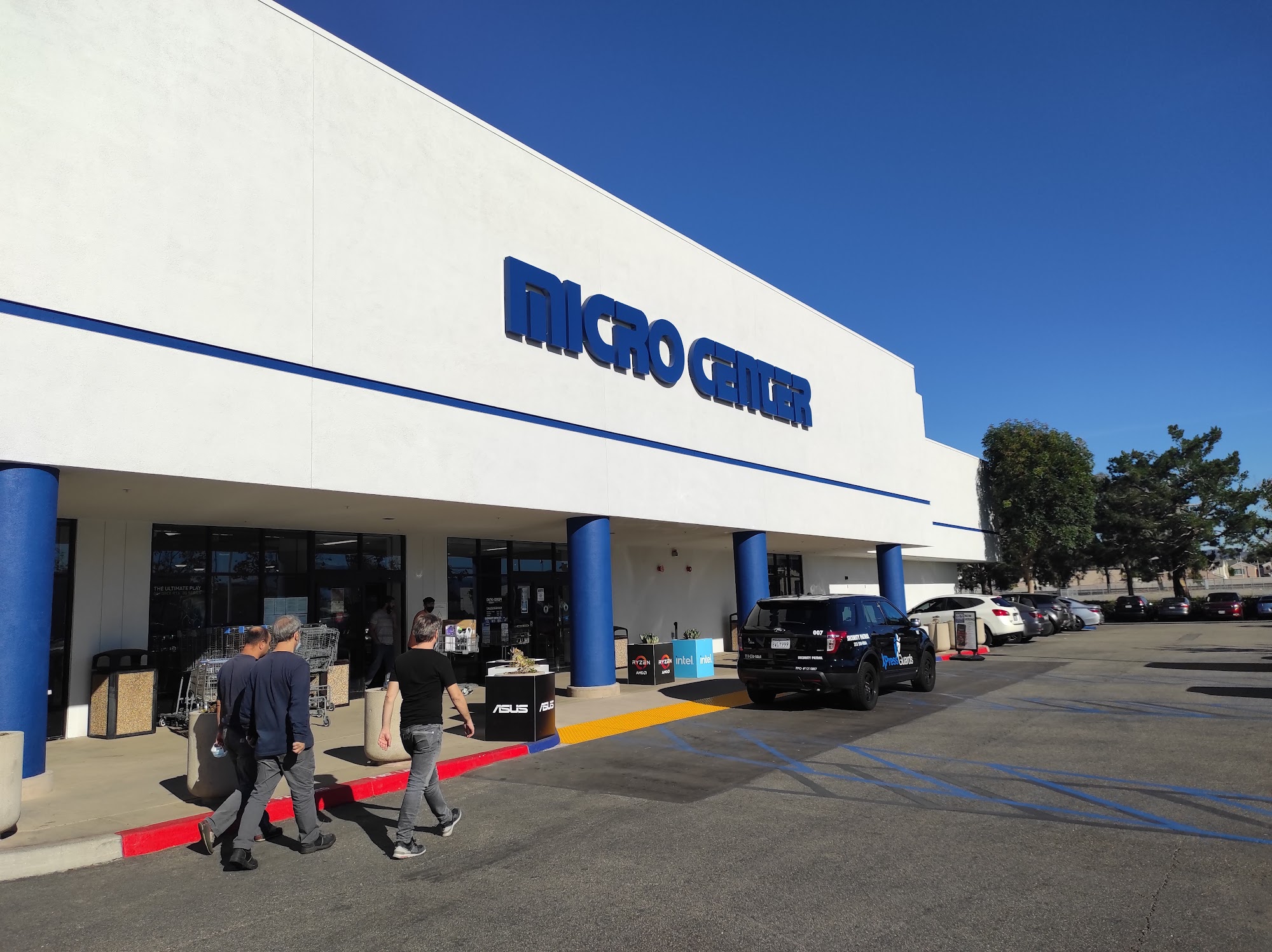 MICRO CENTER - Tustin CA - Hours, Directions, Reviews - Loc8NearMe