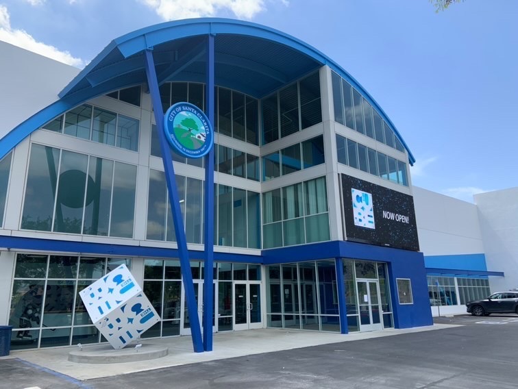 THE CUBE SANTA CLARITA - Valencia CA - Hours, Directions, Reviews ...