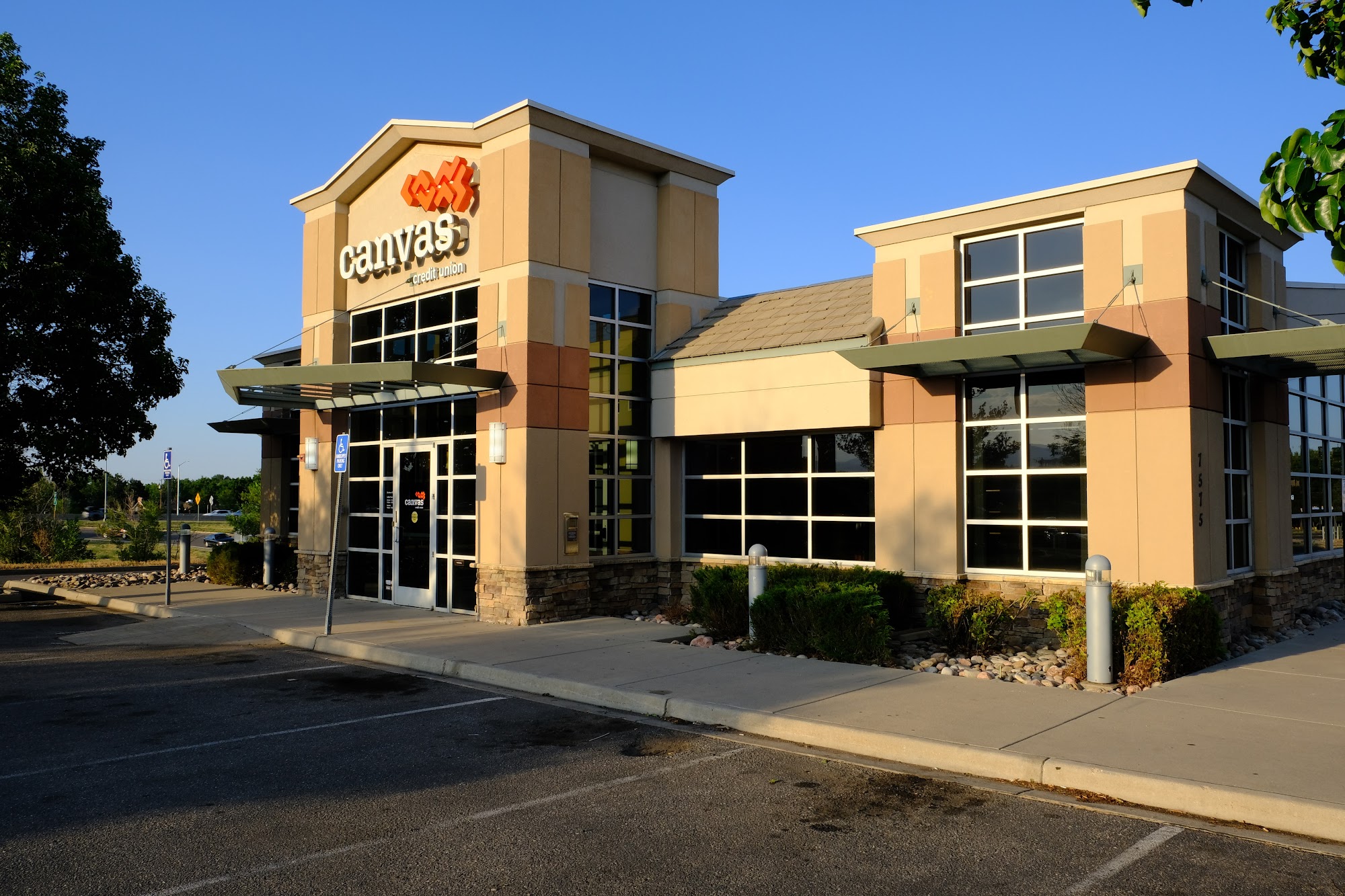 CANVAS CREDIT UNION LAKEWOOD BRANCH - Denver CO - Hours, Directions ...