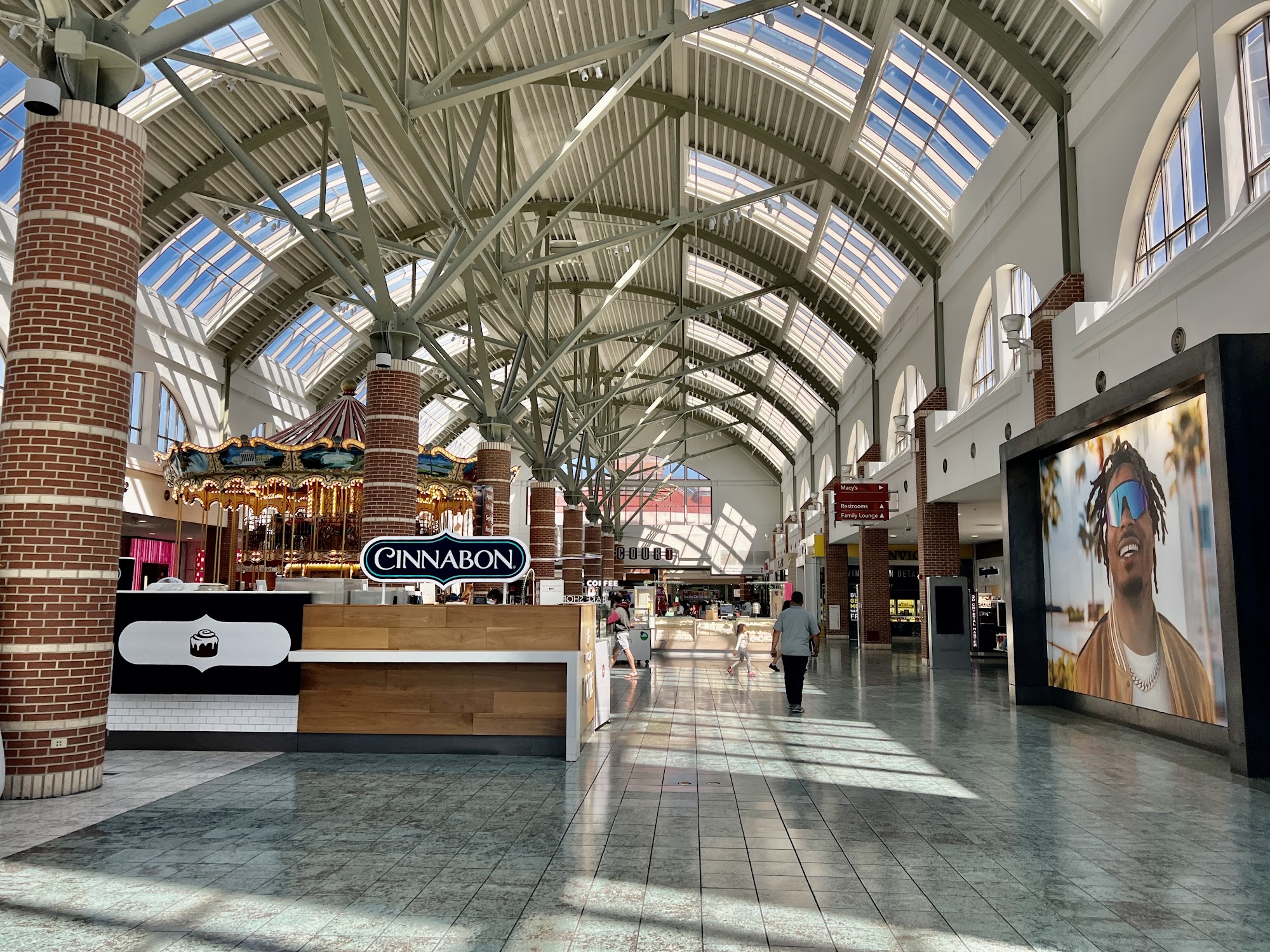 BRANDON MALL - Brandon FL - Hours, Directions, Reviews - Loc8NearMe