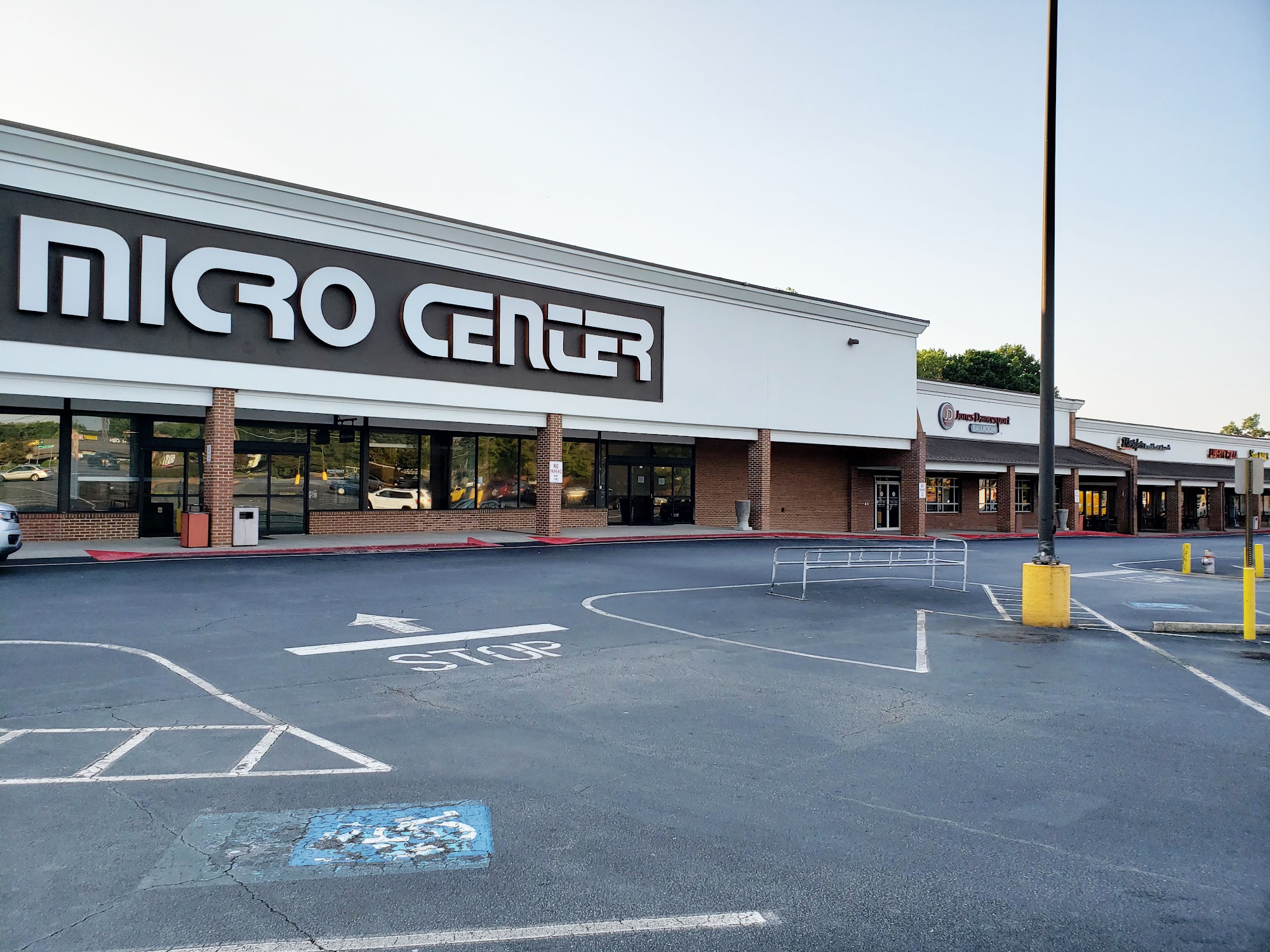 MICRO CENTER - Marietta GA - Hours, Directions, Reviews - Loc8NearMe