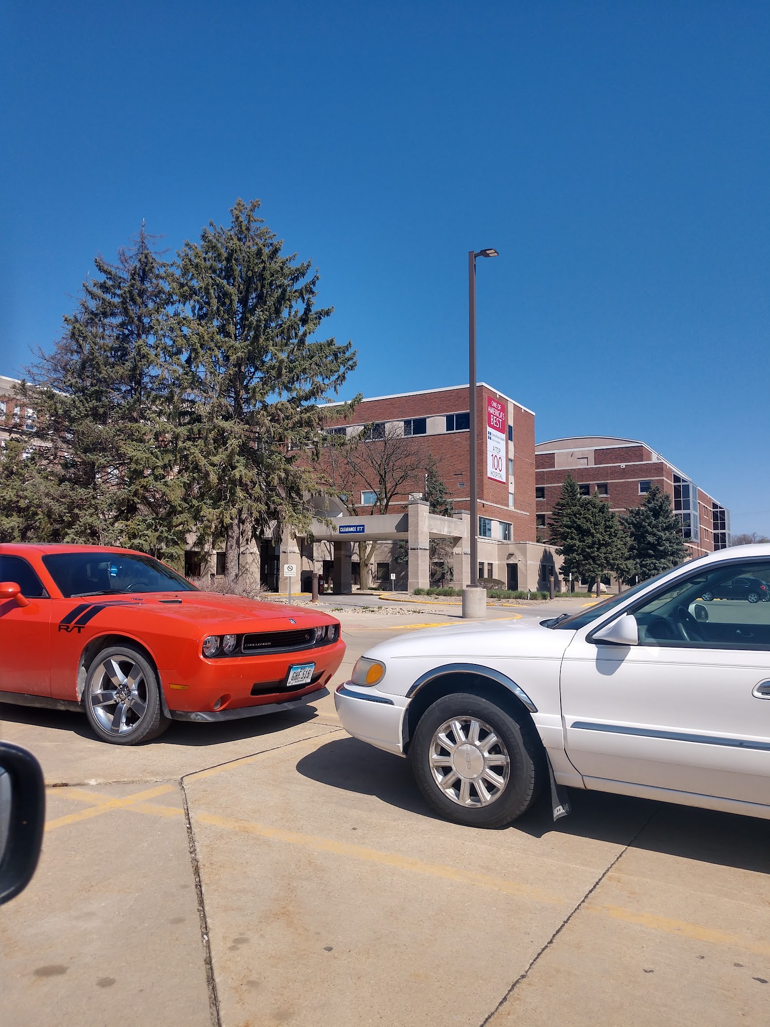 UNITYPOINT HEALTH - ALLEN HOSPITAL - Waterloo IA - Hours, Directions ...