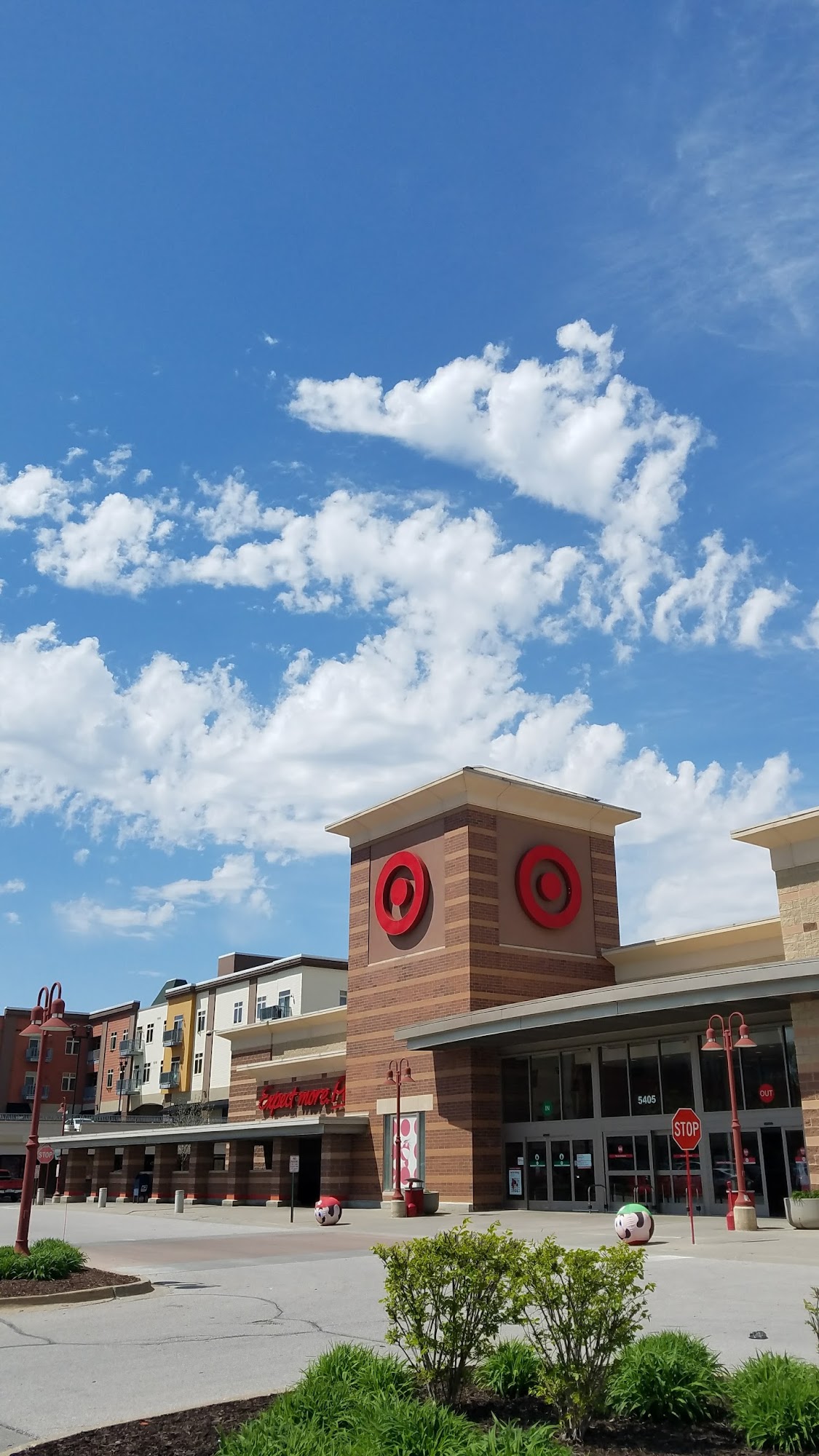 TARGET - 5405 Mills Civic Pkwy, West Des Moines IA - Hours, Directions ...