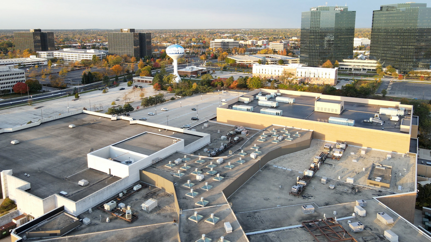 SCHAUMBURG CORPORATE CENTER - Schaumburg IL - Hours, Directions ...