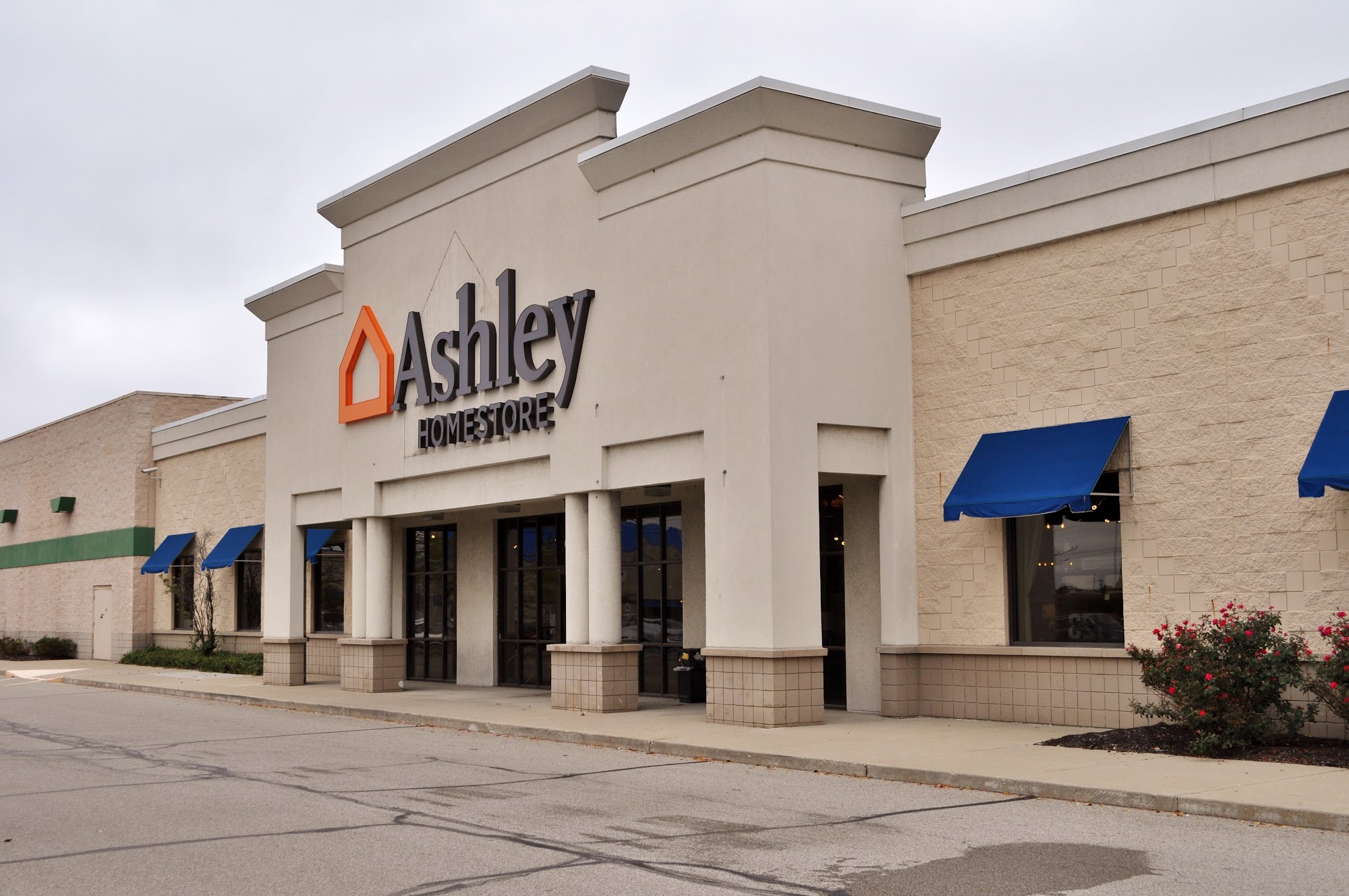 ASHLEY STORE - 8708 Castle Creek Pkwy E Dr, Indianapolis IN - Hours ...