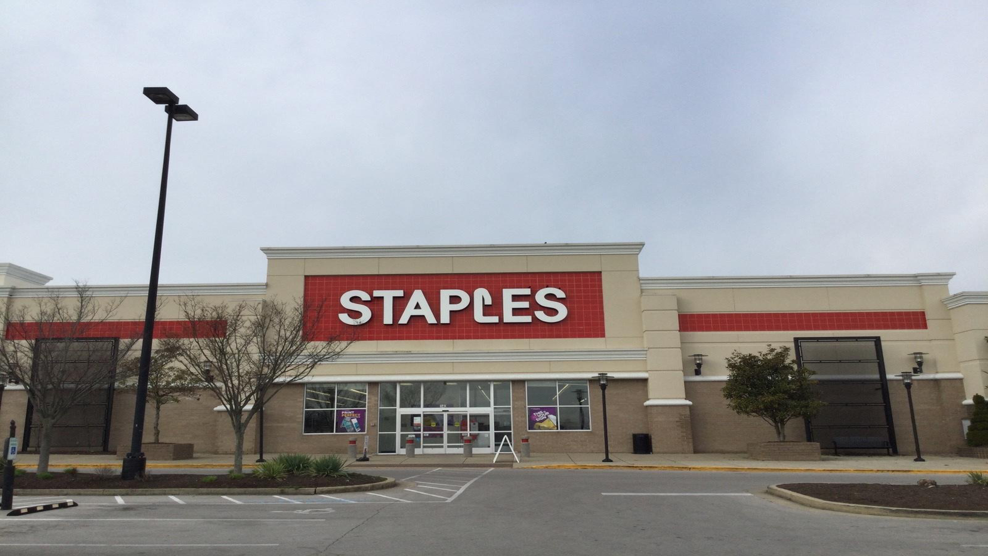 STAPLES - 2321 Sir Barton Way Suite 140 Suite 140, Lexington KY - Hours ...