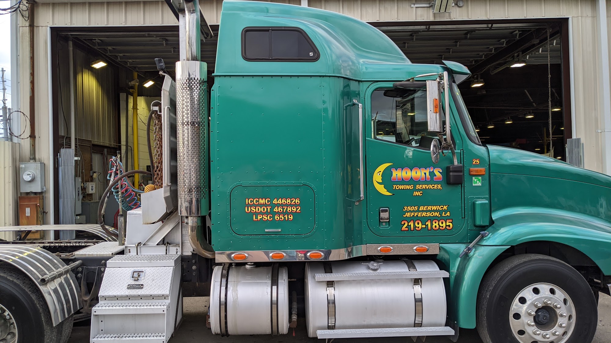 MOON'S TOWING - New Orleans LA - Hours, Directions, Reviews - Loc8NearMe