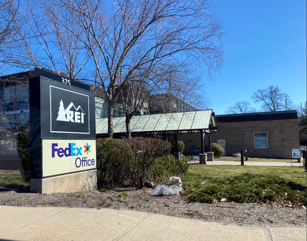 REI - 375 Cochituate Rd, Framingham MA - Hours, Directions, Reviews ...