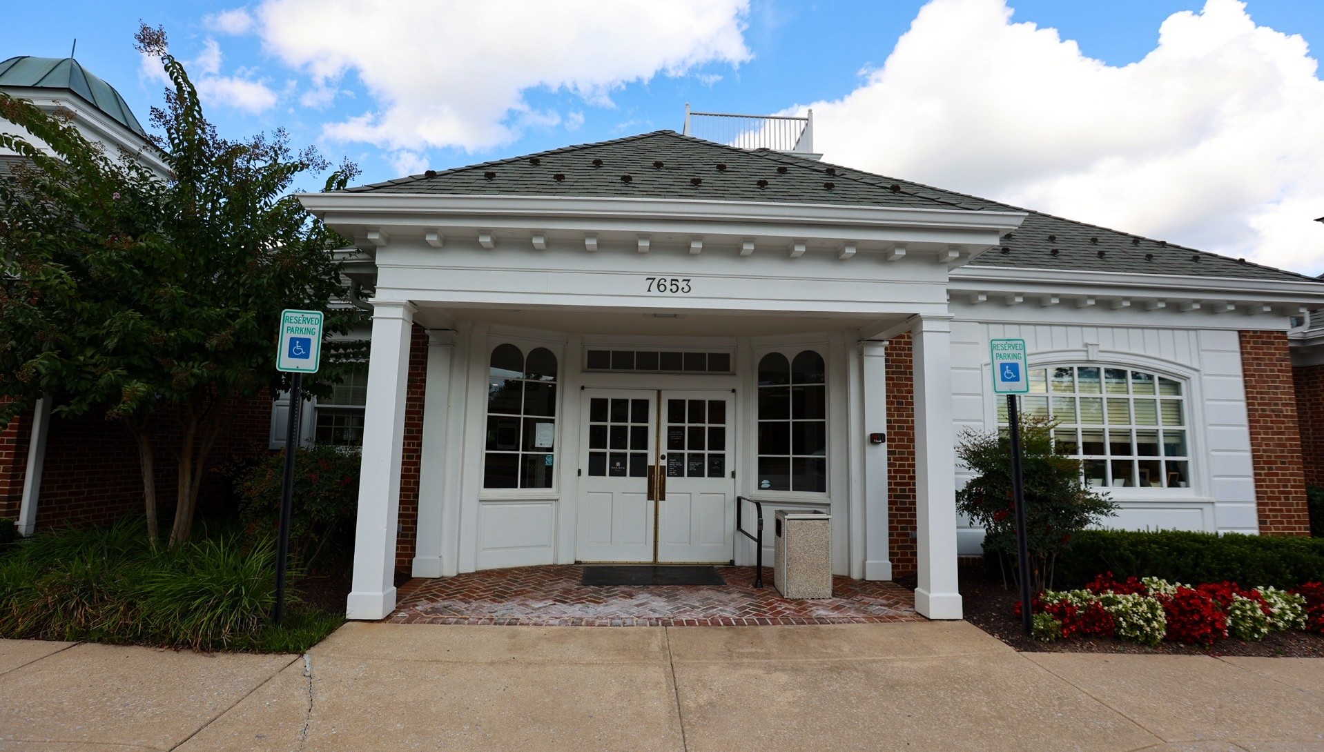 SANDY SPRING BANK - 7653 Lindbergh Dr, Gaithersburg MD - Hours ...