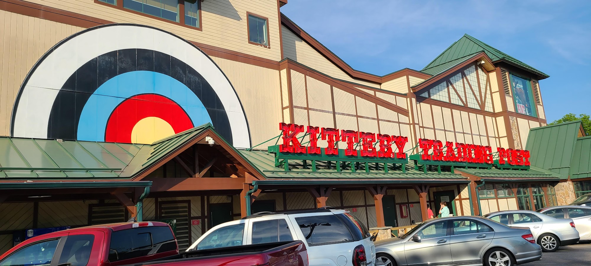 KITTERY TRADING POST - Kittery ME - Hours, Directions, Reviews - Loc8NearMe