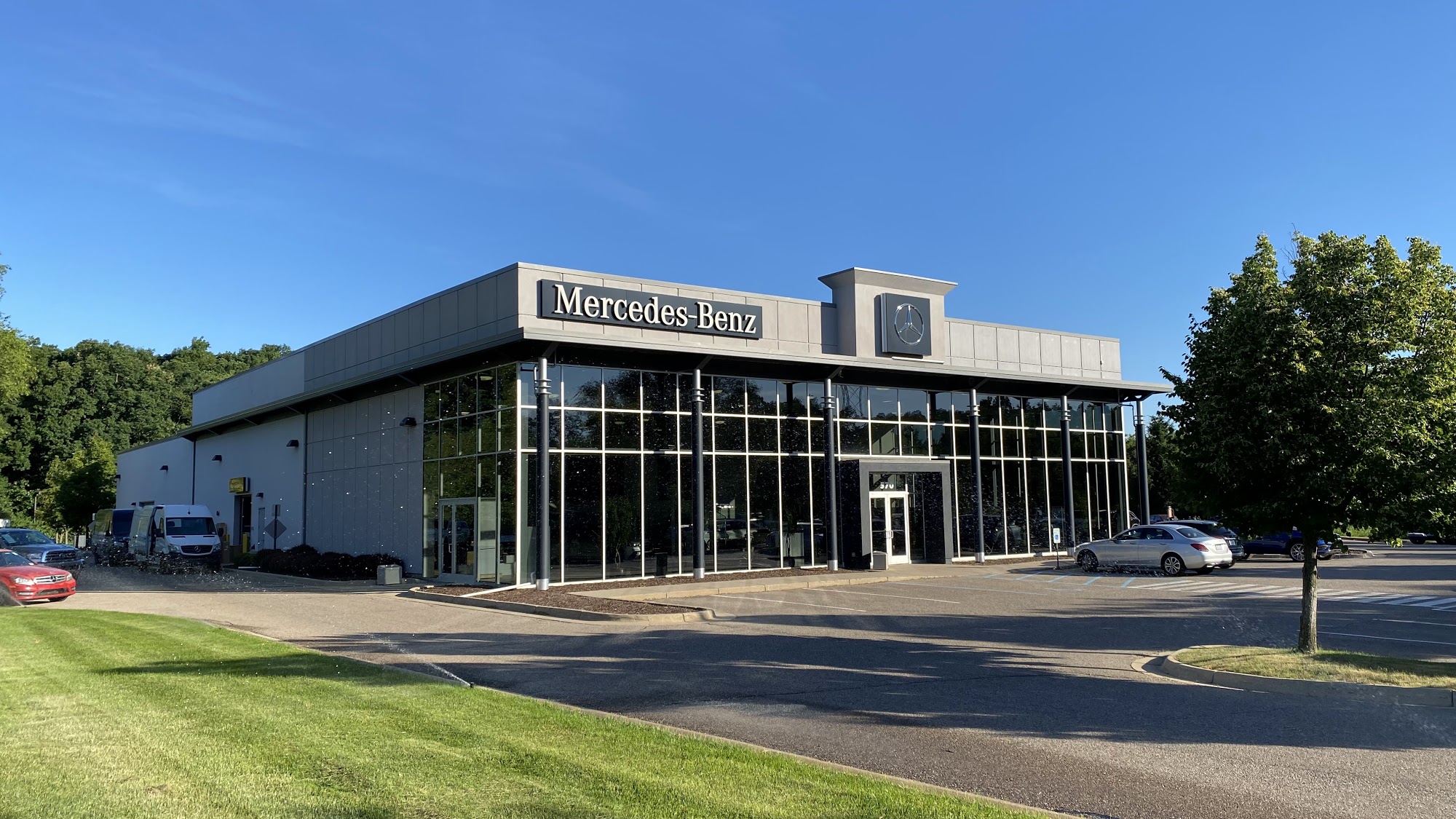 MERCEDES-BENZ OF ANN ARBOR - Ann Arbor MI - Hours, Directions, Reviews ...