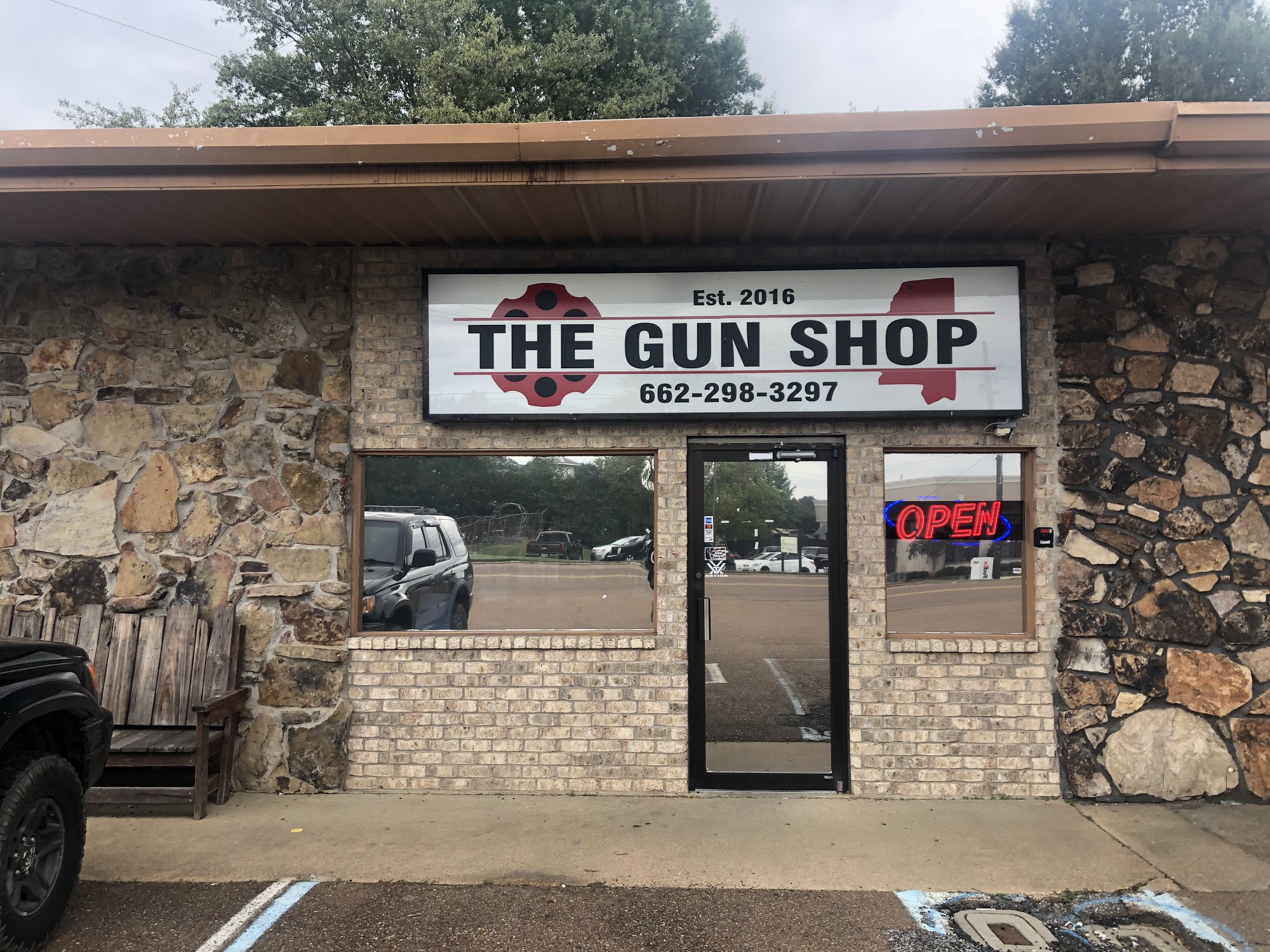 THE GUN SHOP LLC - Hernando MS - Hours, Directions, Reviews - Loc8NearMe