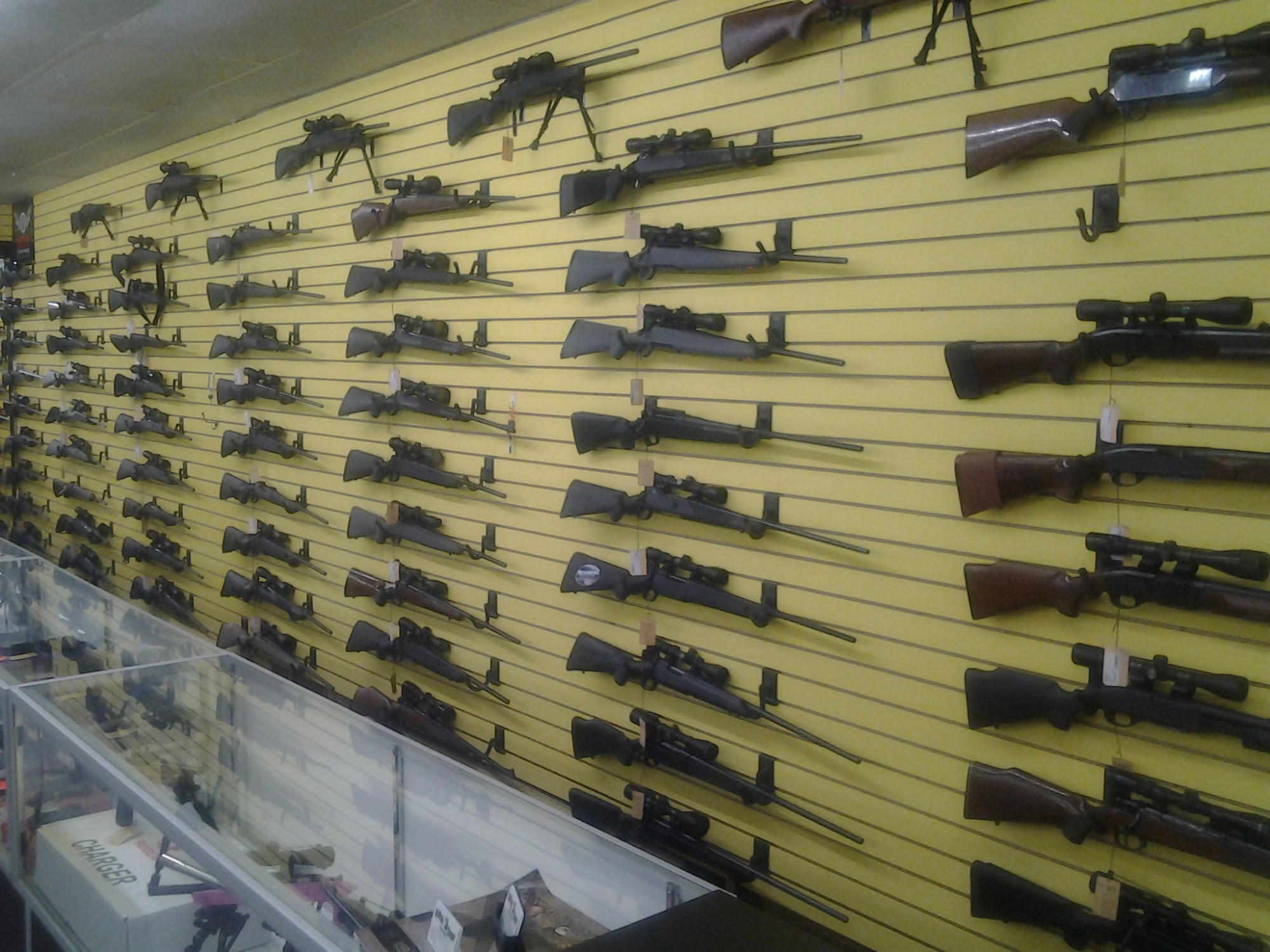 BULLFROG CORNER PAWN & GUNS - Horn Lake MS - Hours, Directions, Reviews ...