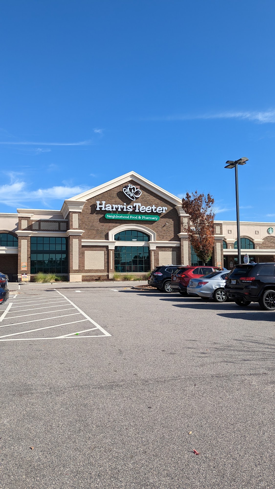HARRIS TEETER - 4221 Corners Pkwy, Raleigh NC - Hours, Directions ...