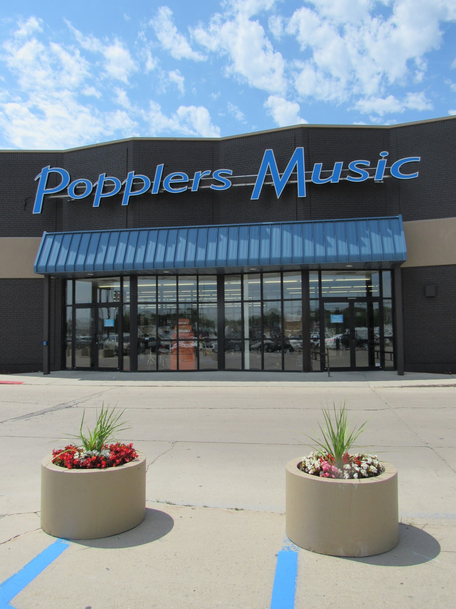 POPPLERS MUSIC INC - Grand Forks ND - Hours, Directions, Reviews ...