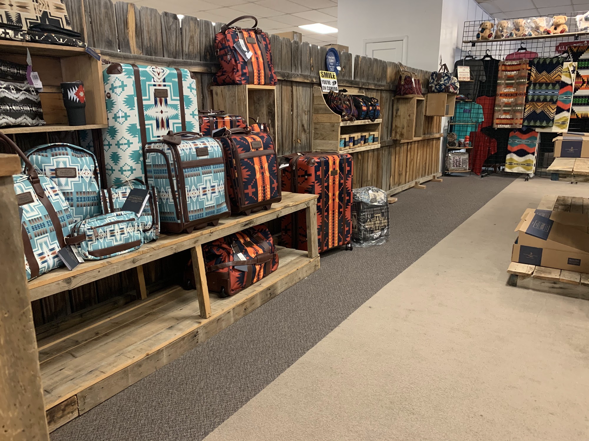 ADVERTISING IDEAS - Farmington NM - Hours, Directions, Reviews - Loc8NearMe