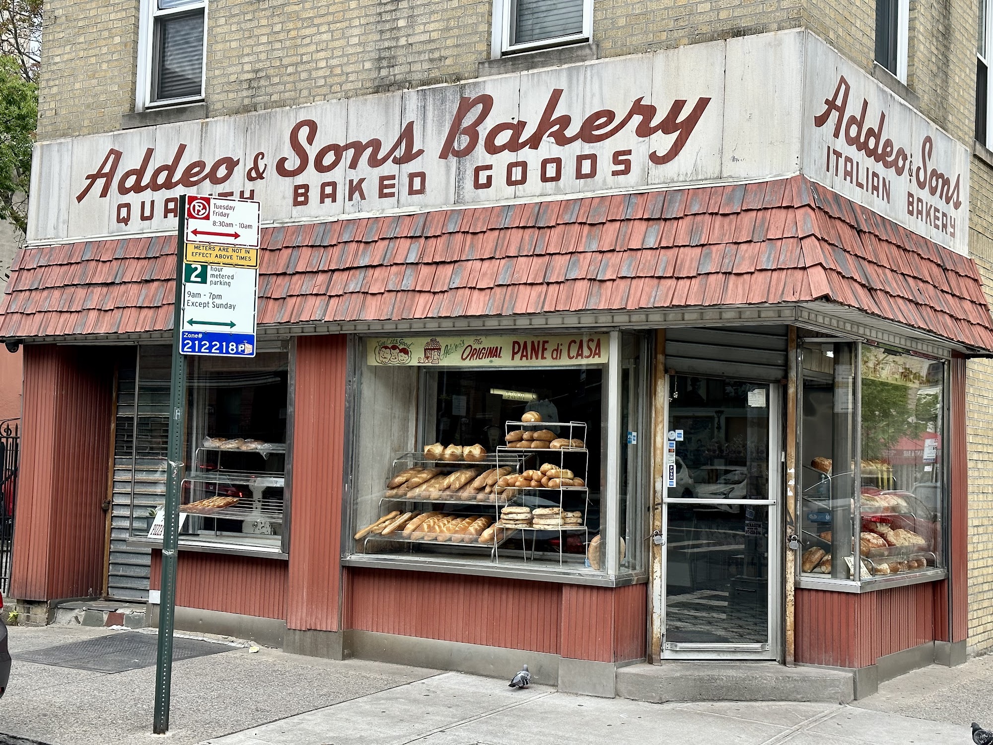 Addeo & Sons Bakery, Bronx - Reviews (84), Photos (71) - Restaurantji