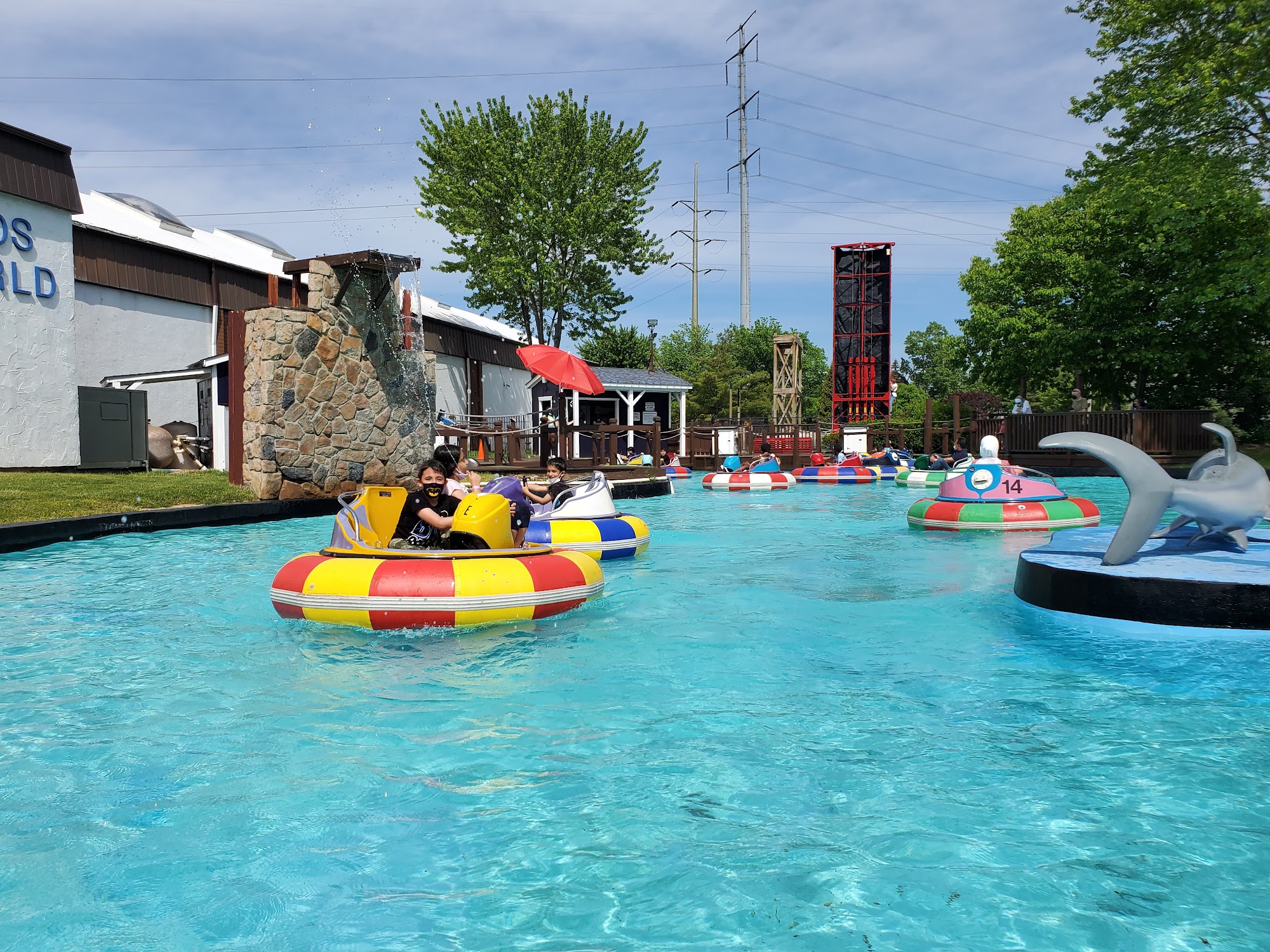 FUN 'N' STUFF - Macedonia OH - Hours, Directions, Reviews - Loc8NearMe