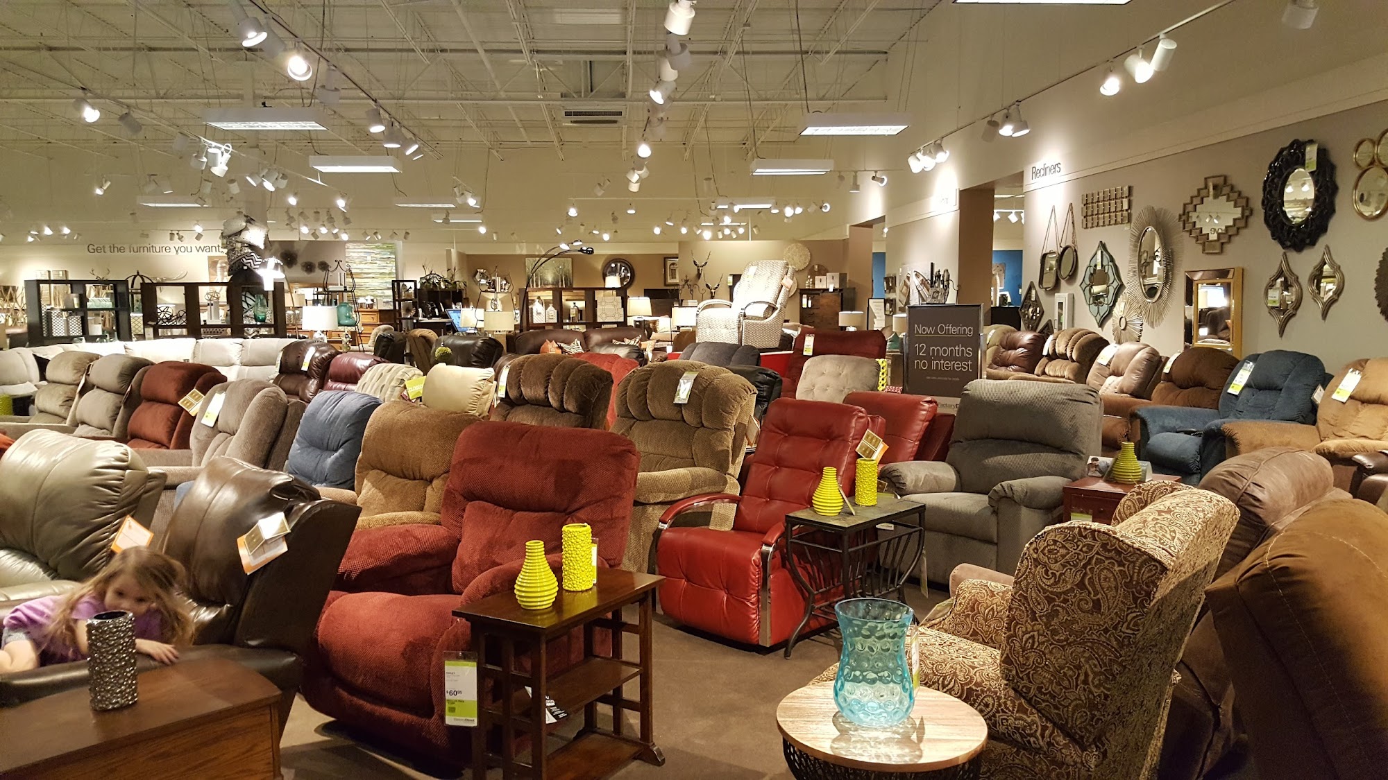 MATHIS OUTLET - Oklahoma City OK - Hours, Directions, Reviews - Loc8NearMe
