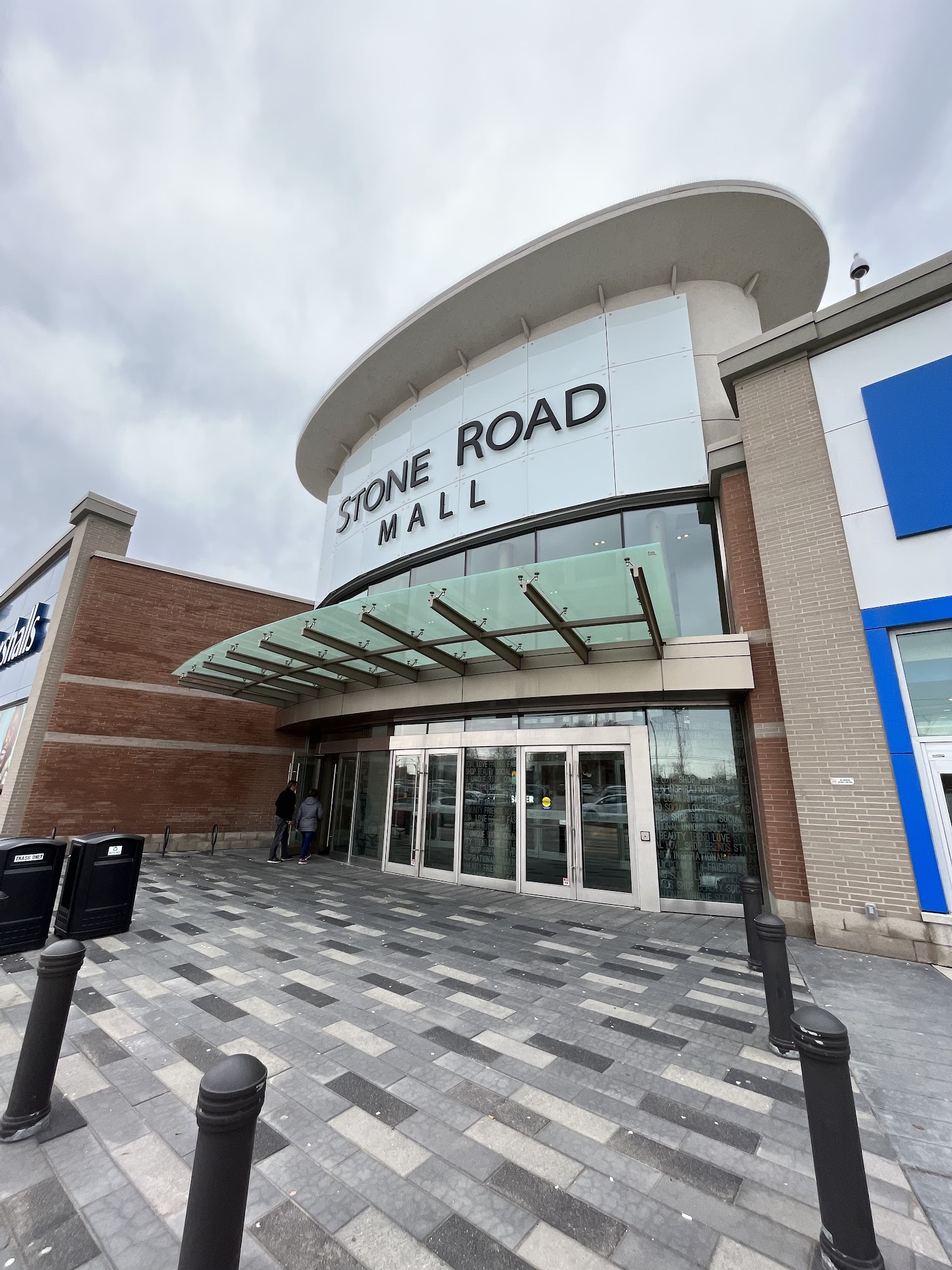 STONE ROAD MALL - Guelph ON - Hours, Directions, Reviews - Loc8NearMe