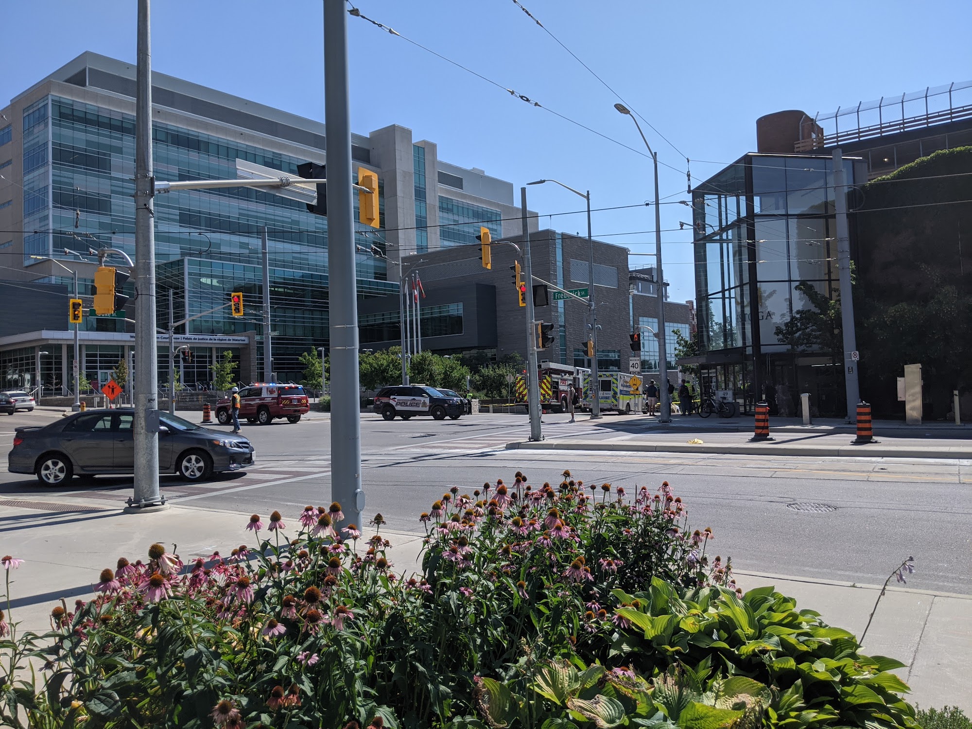 WATERLOO REGION COURTHOUSE - Kitchener ON - Hours, Directions, Reviews ...