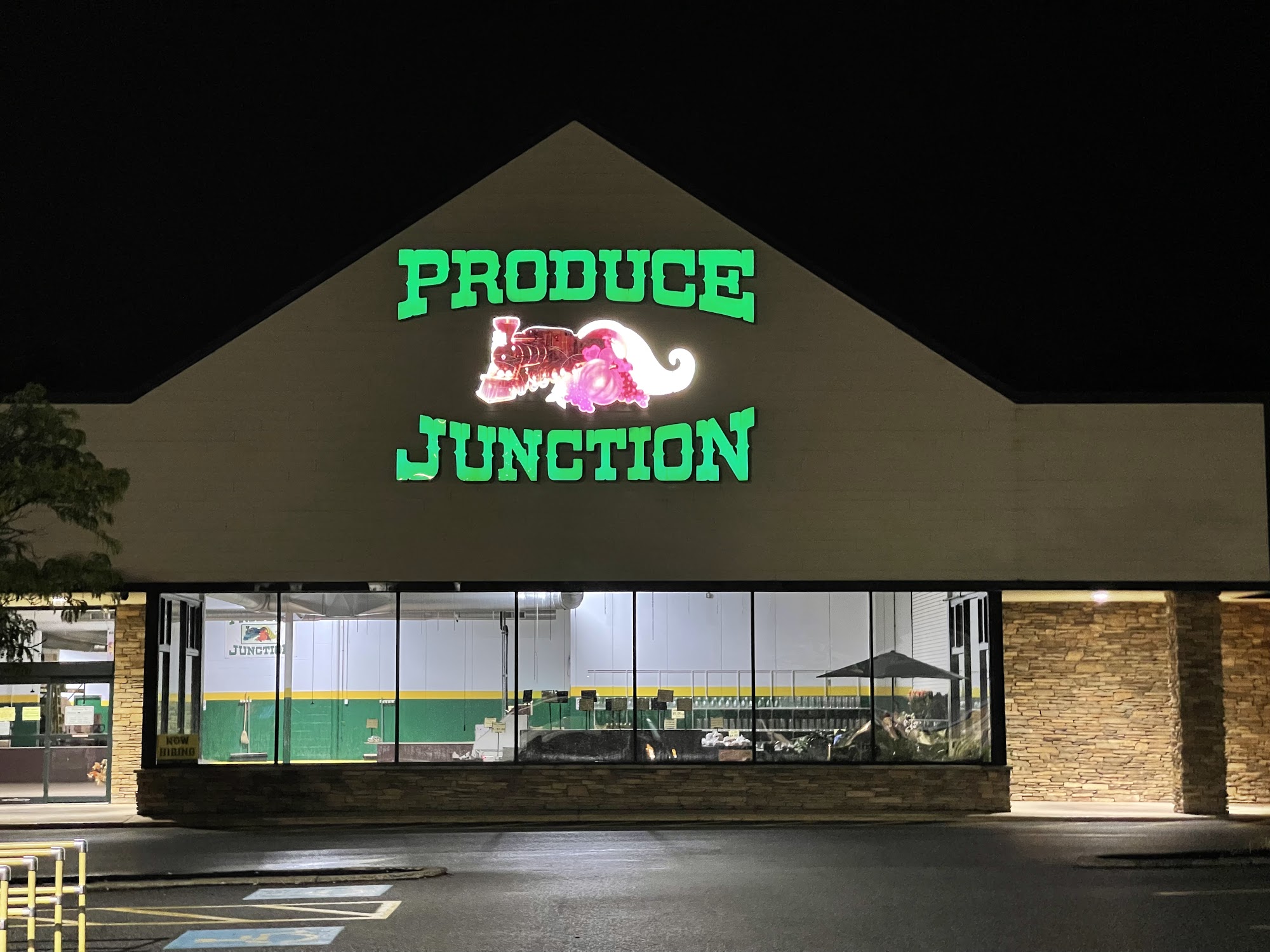 PRODUCE JUNCTION - Exton PA - Hours, Directions, Reviews - Loc8NearMe