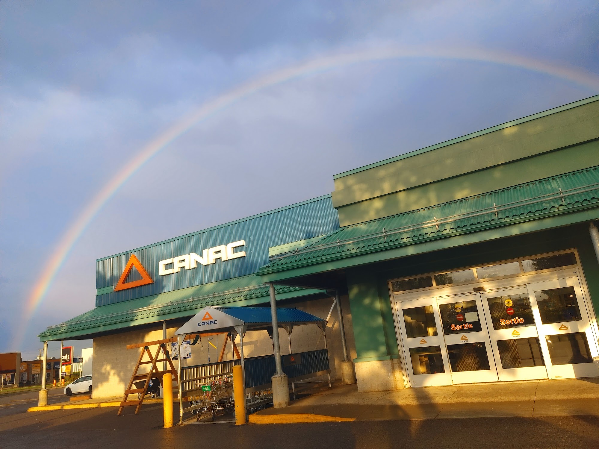 CANAC - Trois-Rivieres QC - Hours, Directions, Reviews - Loc8NearMe