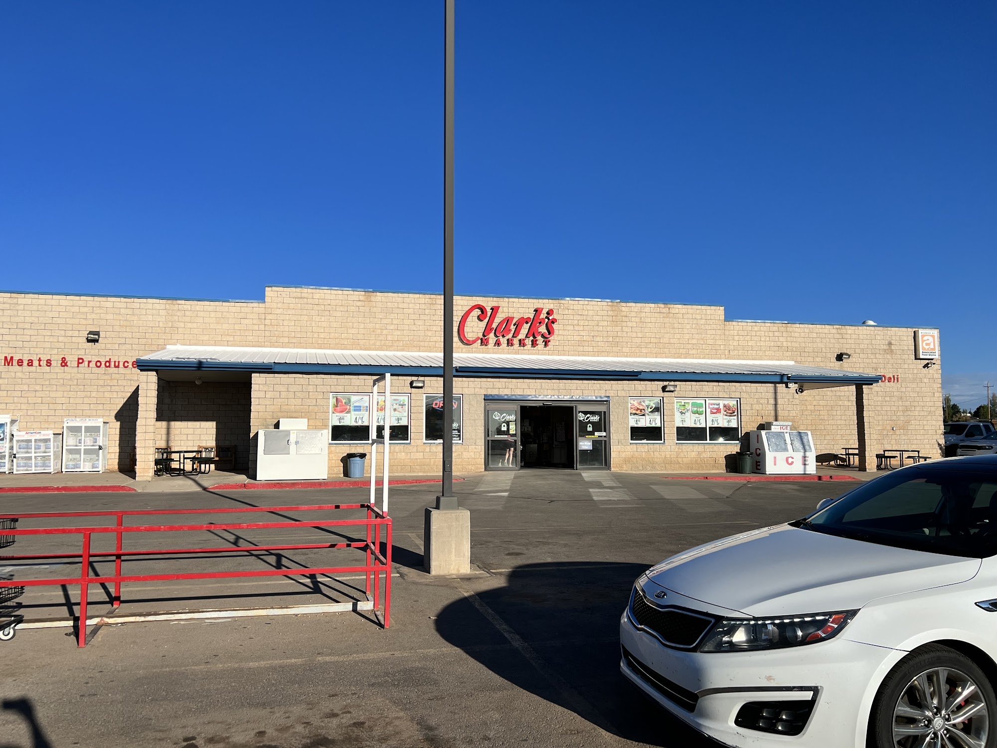 CLARK'S MARKET BLANDING - Blanding UT - Hours, Directions, Reviews - Loc8NearMe