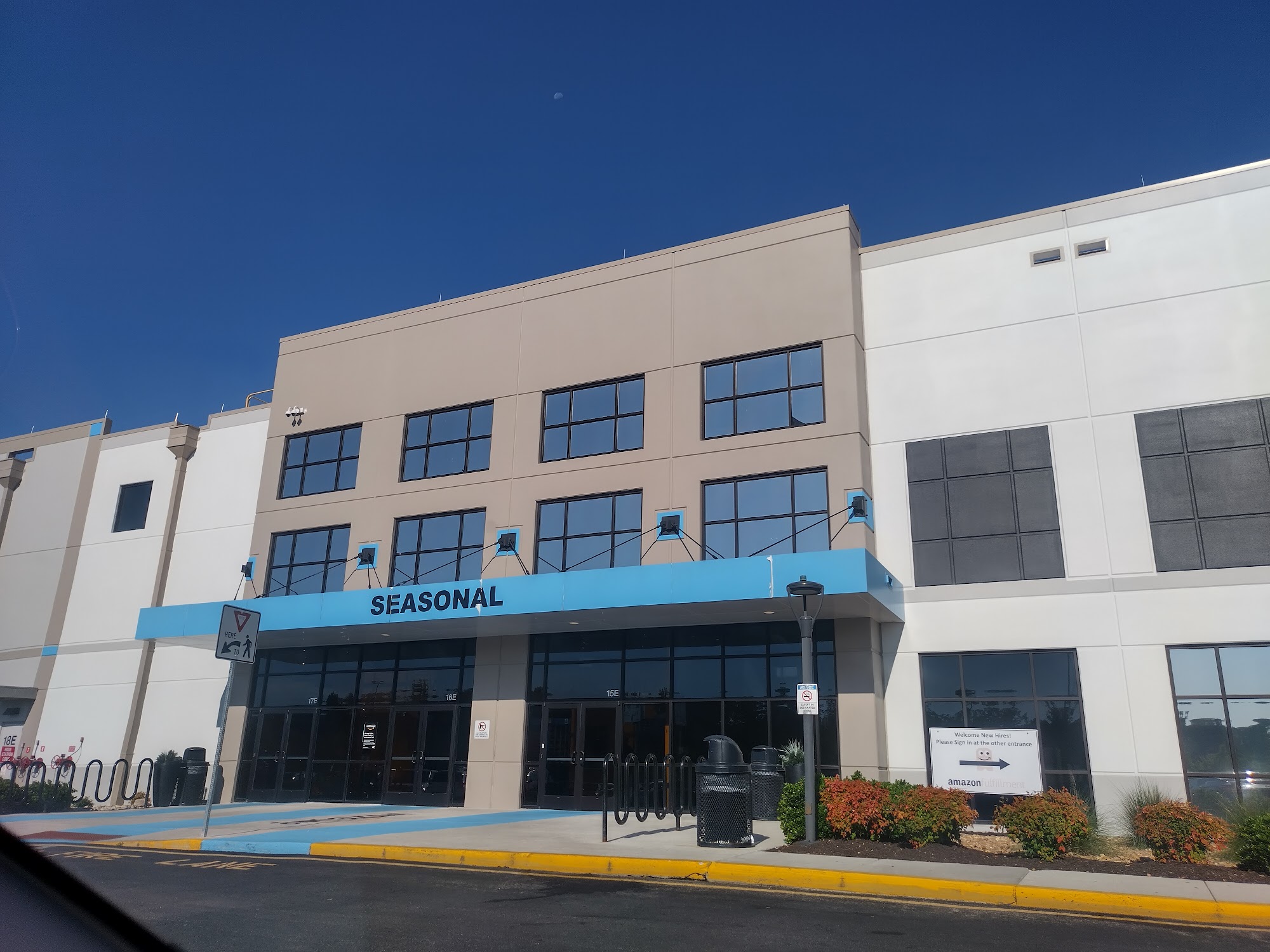 RIC2 AMAZON FULLFILLMENT CENTER - Chester VA - Hours, Directions ...