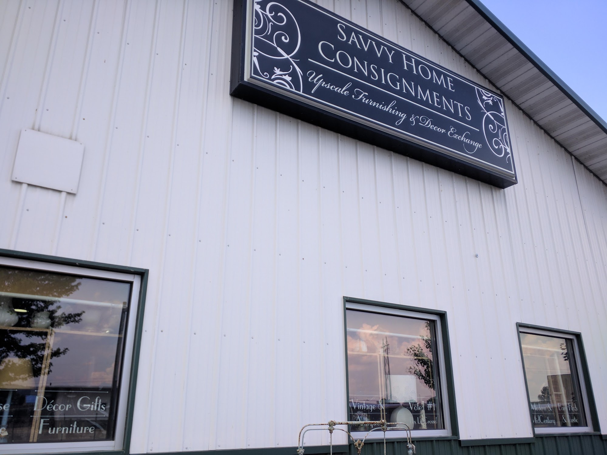 SAVVY HOME CONSIGNMENTS - Onalaska WI - Hours, Directions, Reviews ...